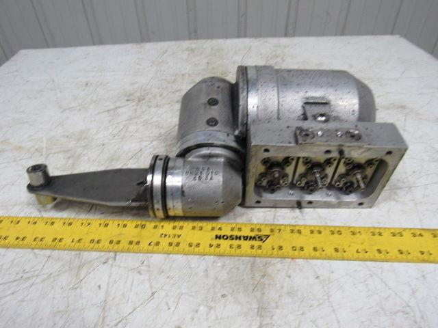 Fanuc P-100 0621-010-001A Industrial Painting Robot Wrist Assembly ...