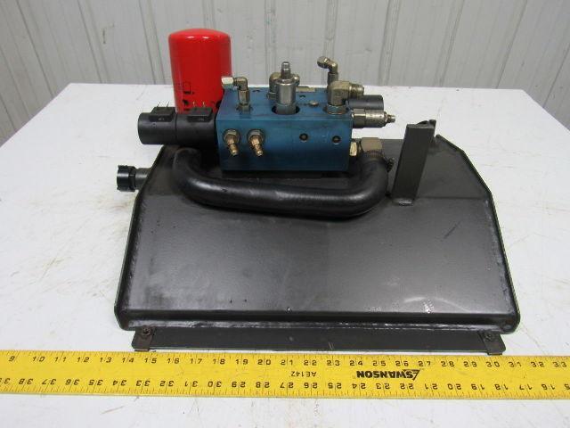 Raymond Dockstocker DSR300 Electric Walk Behind Stacker Hydraulic Tank ...