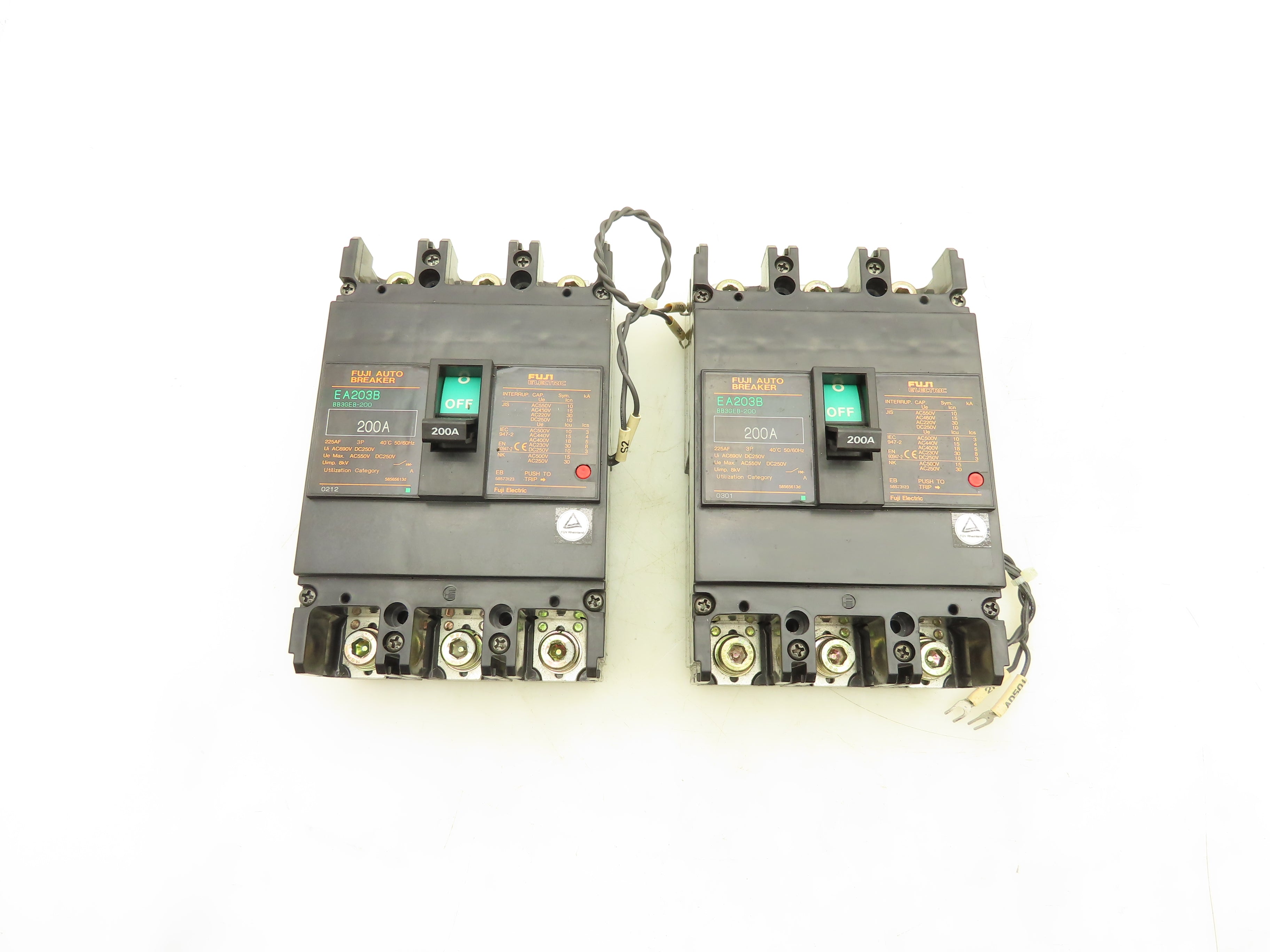 Fuji Electric EA203B Auto Circuit Breaker 200A 3 Pole Lot of 2 – ARROW ...