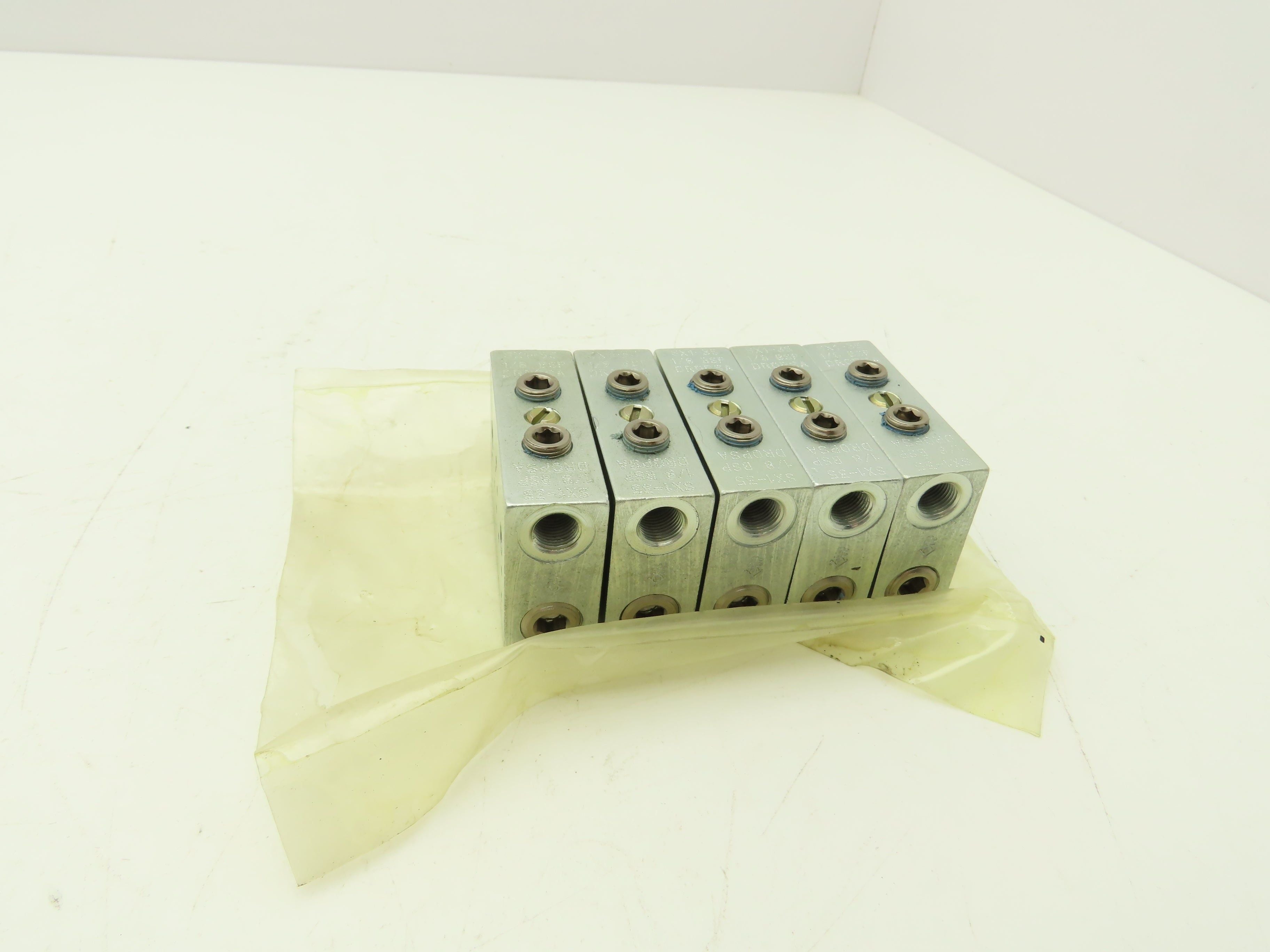 DropsA SX1-35 Modular Lubricator Divider Valve Block 1/8" BSP Lot of 5 ...