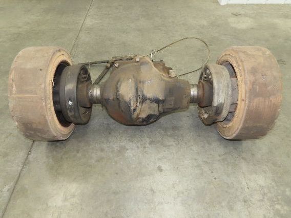 Hyster E30Z Forklift Dual-Wheel Drive Axle Assembly 5-Lug – ARROW ...