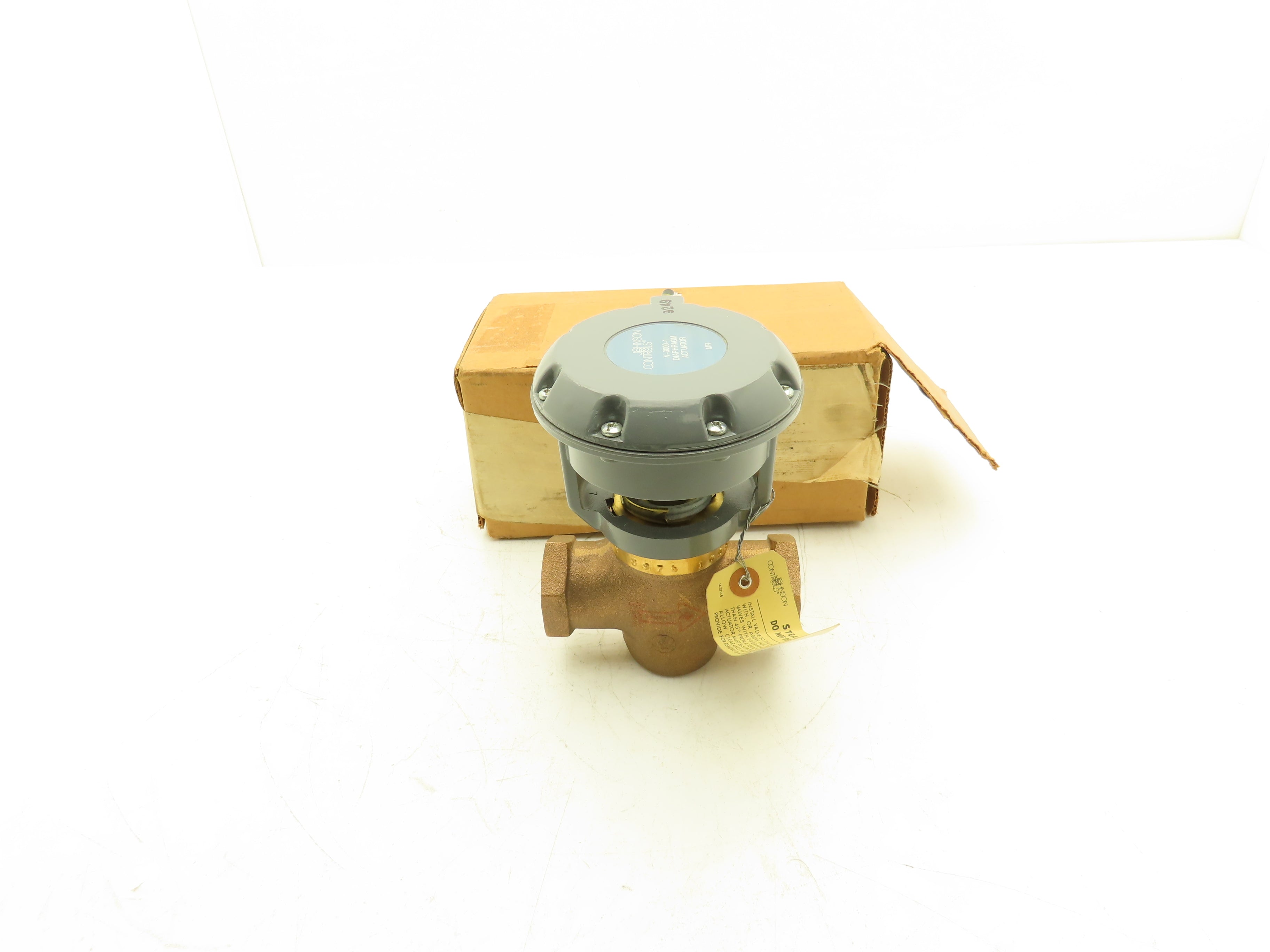 Johnson Controls V-3000-1 Control Valve Diaphragm 1"NPT 3-13psi 5/16 ...