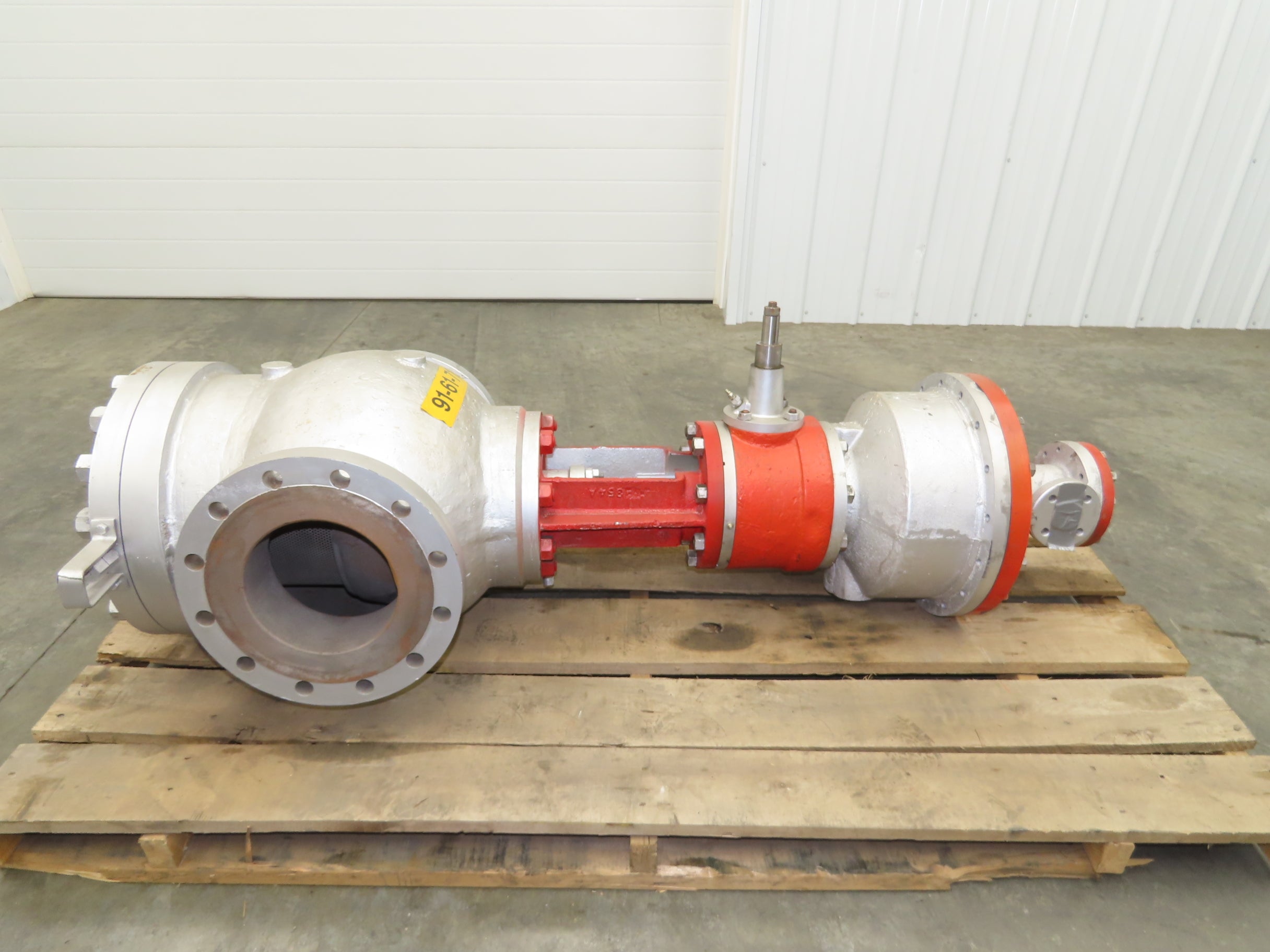 A&M 4362-3 Meehanite Cast Iron Globe Valve 8" ANSI 300# Flange Actuato ...