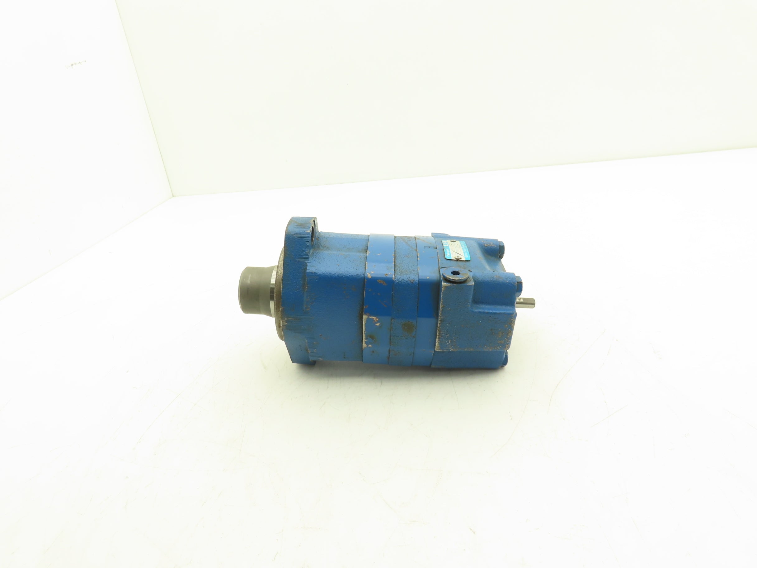 Char-Lynn 2TH08AS2S-E Hydraulic Motor – ARROW INDUSTRIAL SALES