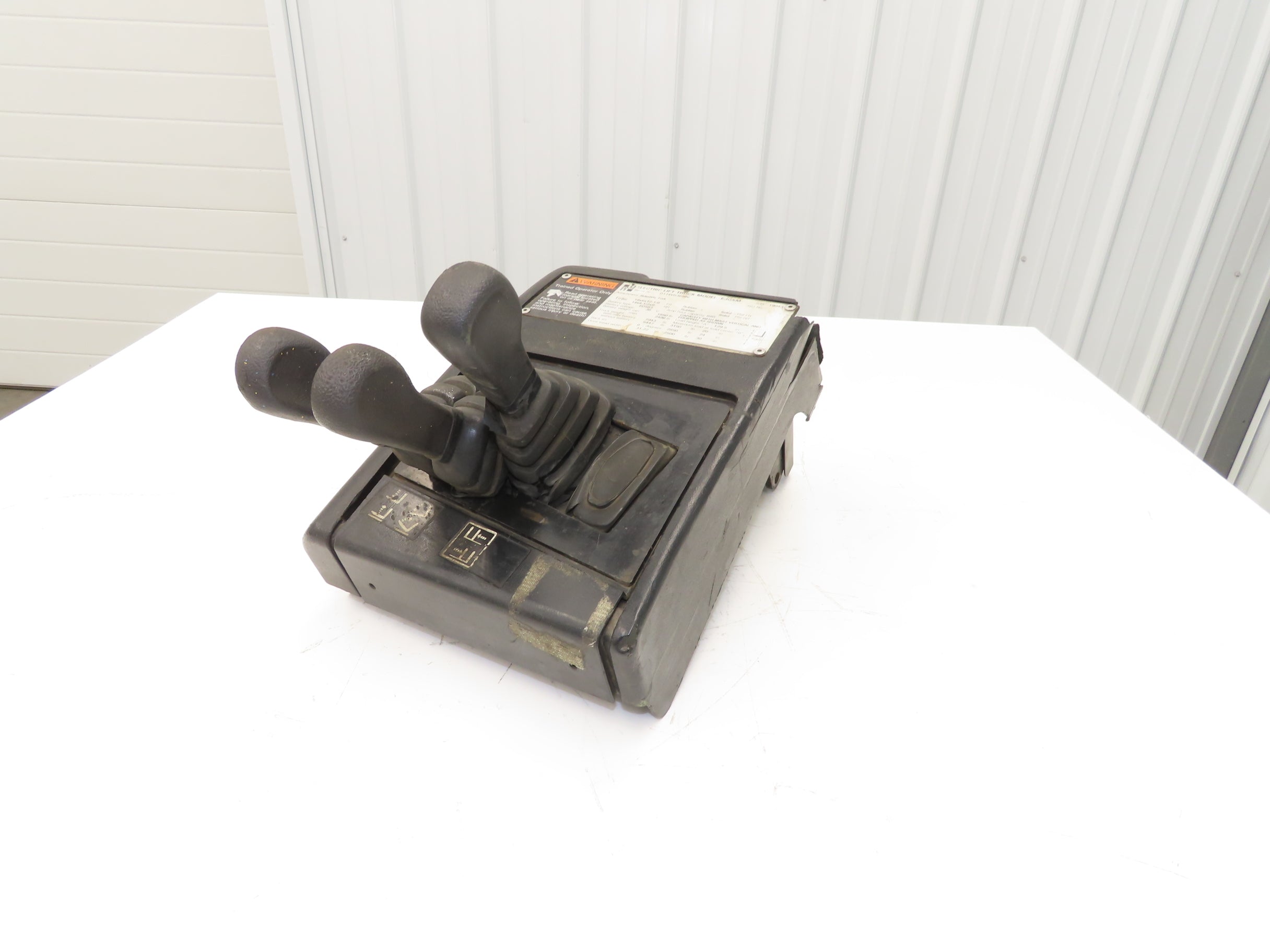 Hyster E30XM Forklift Sideshift 3 Lever Controls And Model Label ...