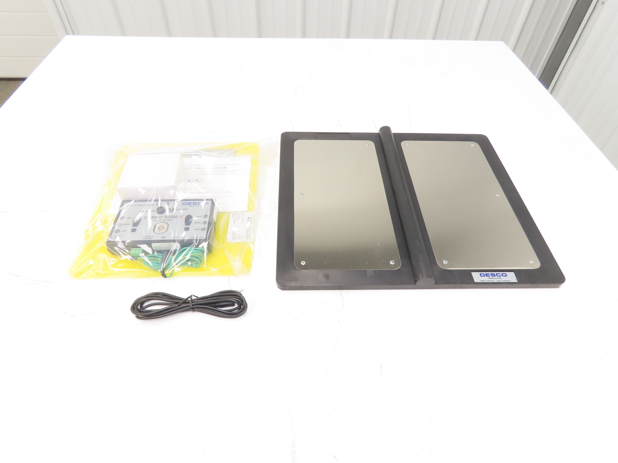 Desco 19276 ESD Personal Grounding Station Combo Tester X3 Dual Foot P ...