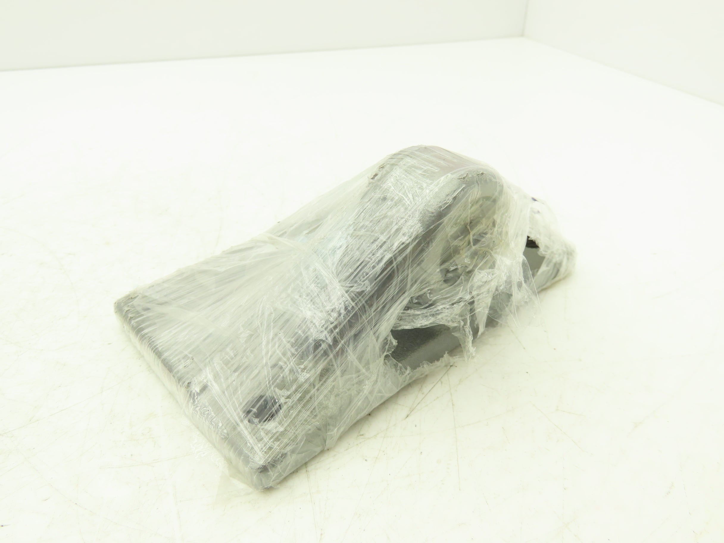 Sew Eurodrive 0643/03 4282 KT47 Gearmotor Torque Arm Hollow Shaft Moun ...