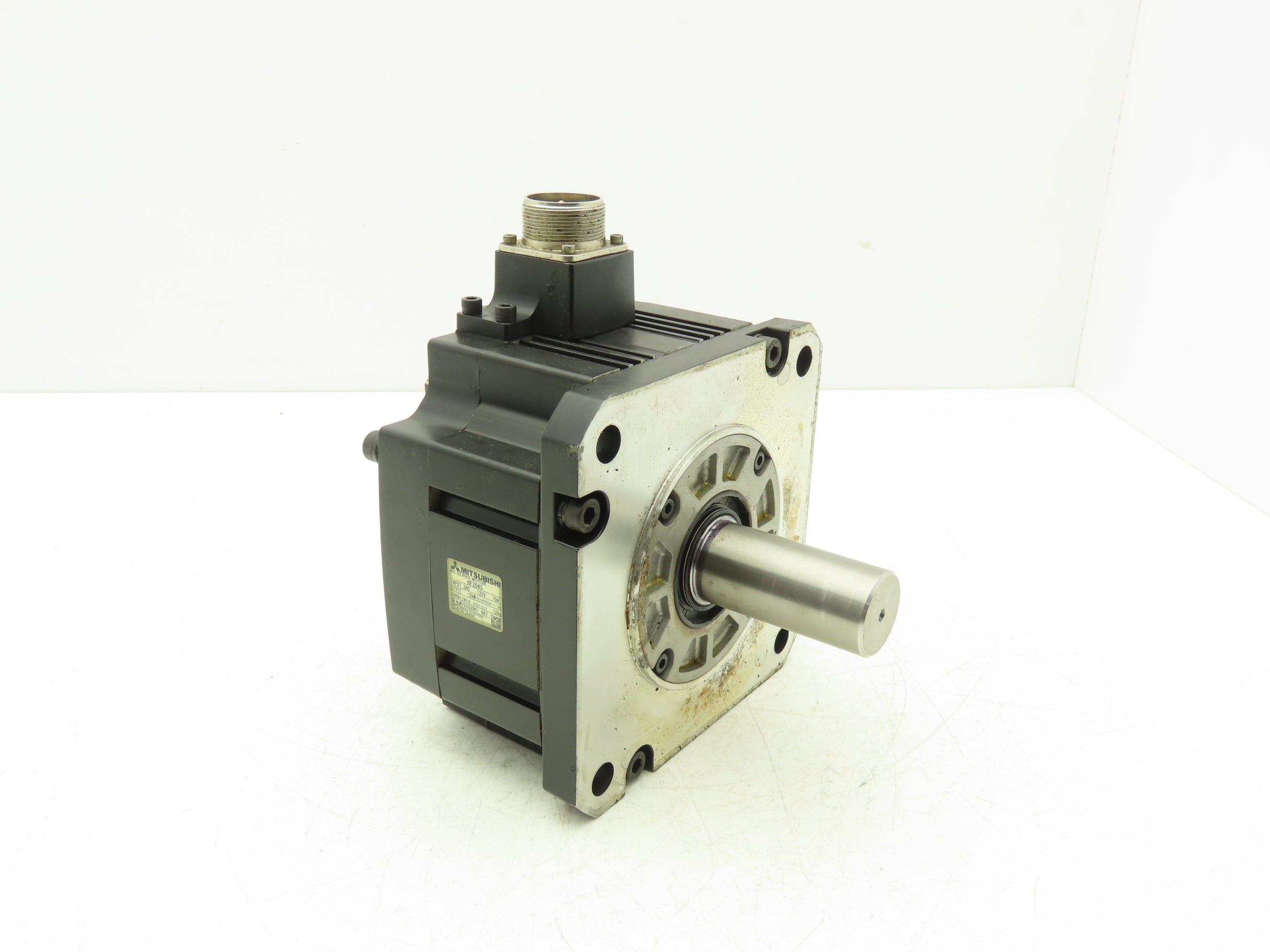 Mitsubishi HF204S AC Servo Motor 2kw 132V 3PH 3000rpm - Encoder 0SA105 ...