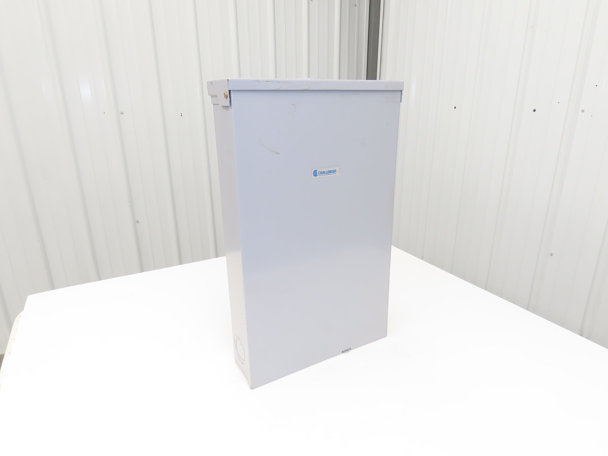 Challenger SLB20 Breaker Load Center Enclosure 200A 120/240V 1PH 3R Ra ...