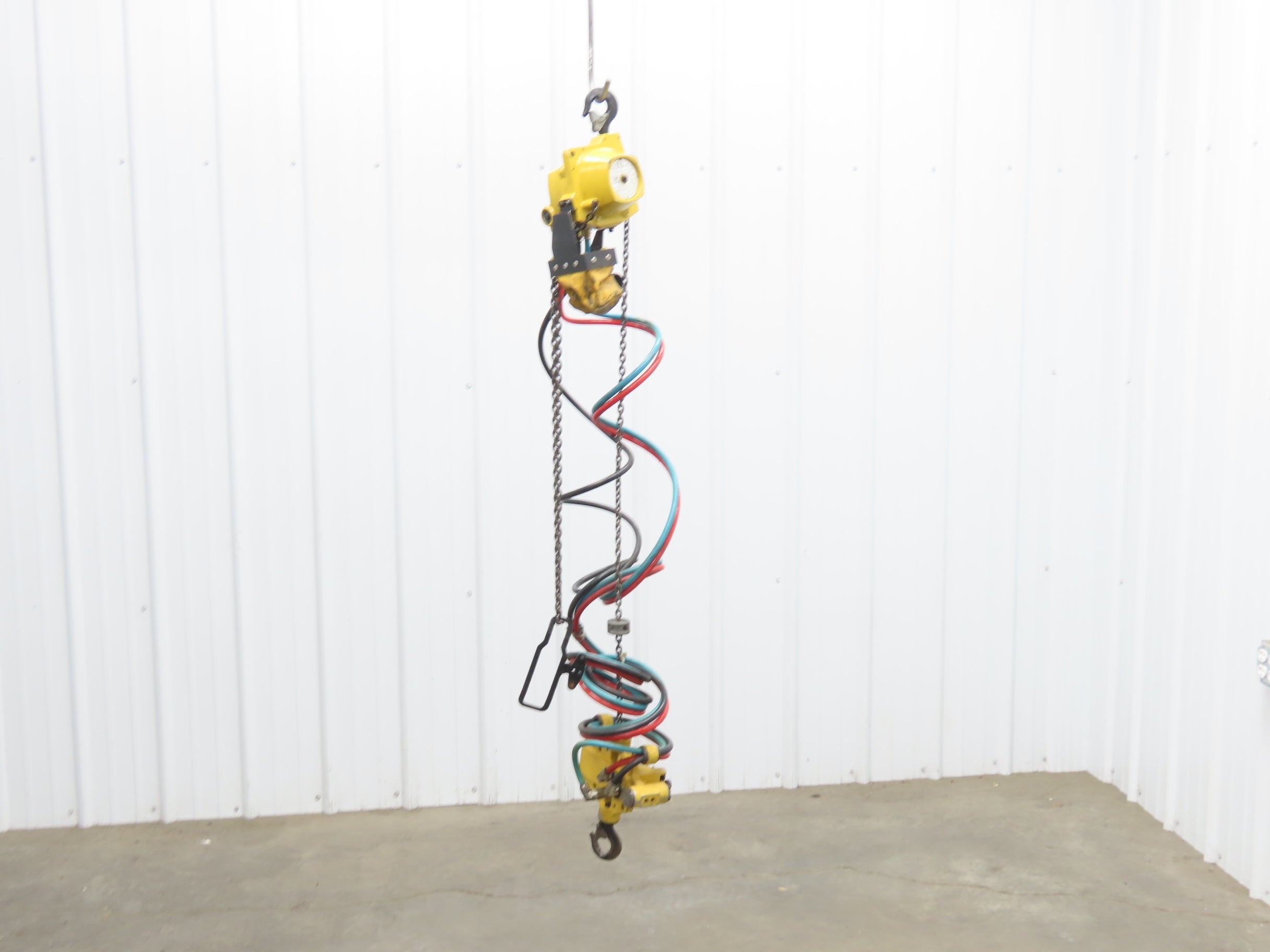 Endo Kogyo ATC-60K 132Lb 60kg Pneumatic Air Chain Hoist *Parts or Repa ...