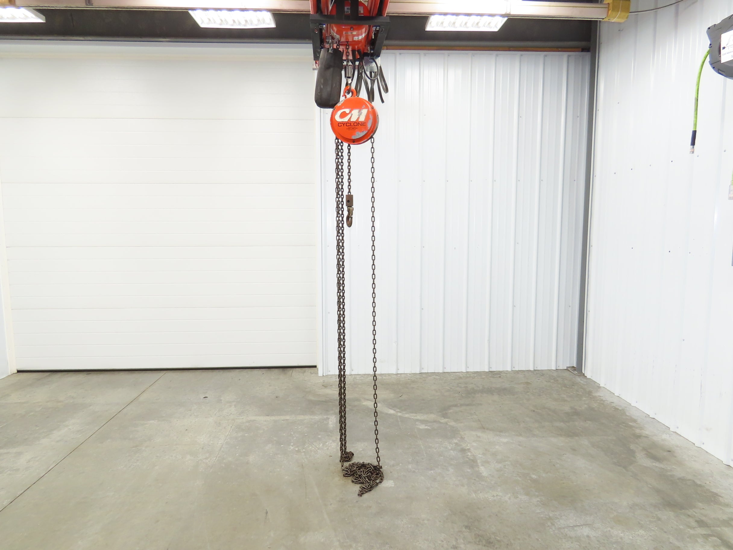 CM Cyclone 1/2 Ton 1000Lb Manual Chain Fall Hand Hoist 16' 6" Lift ...