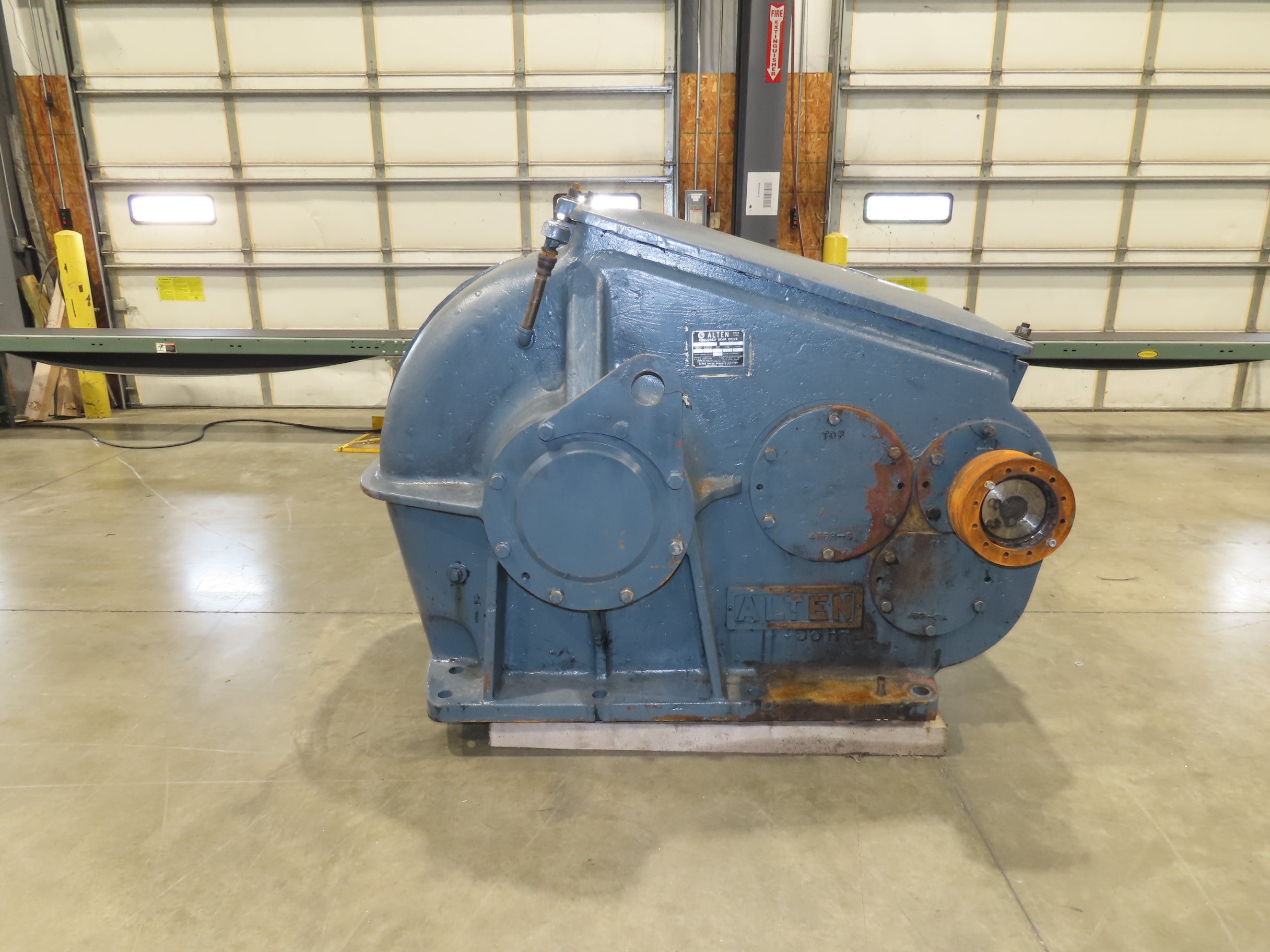 Alten TG-456A-1-56 Enclosed Gear Drive 150Hp 55.8 Ratio 21.5rpm Parall ...