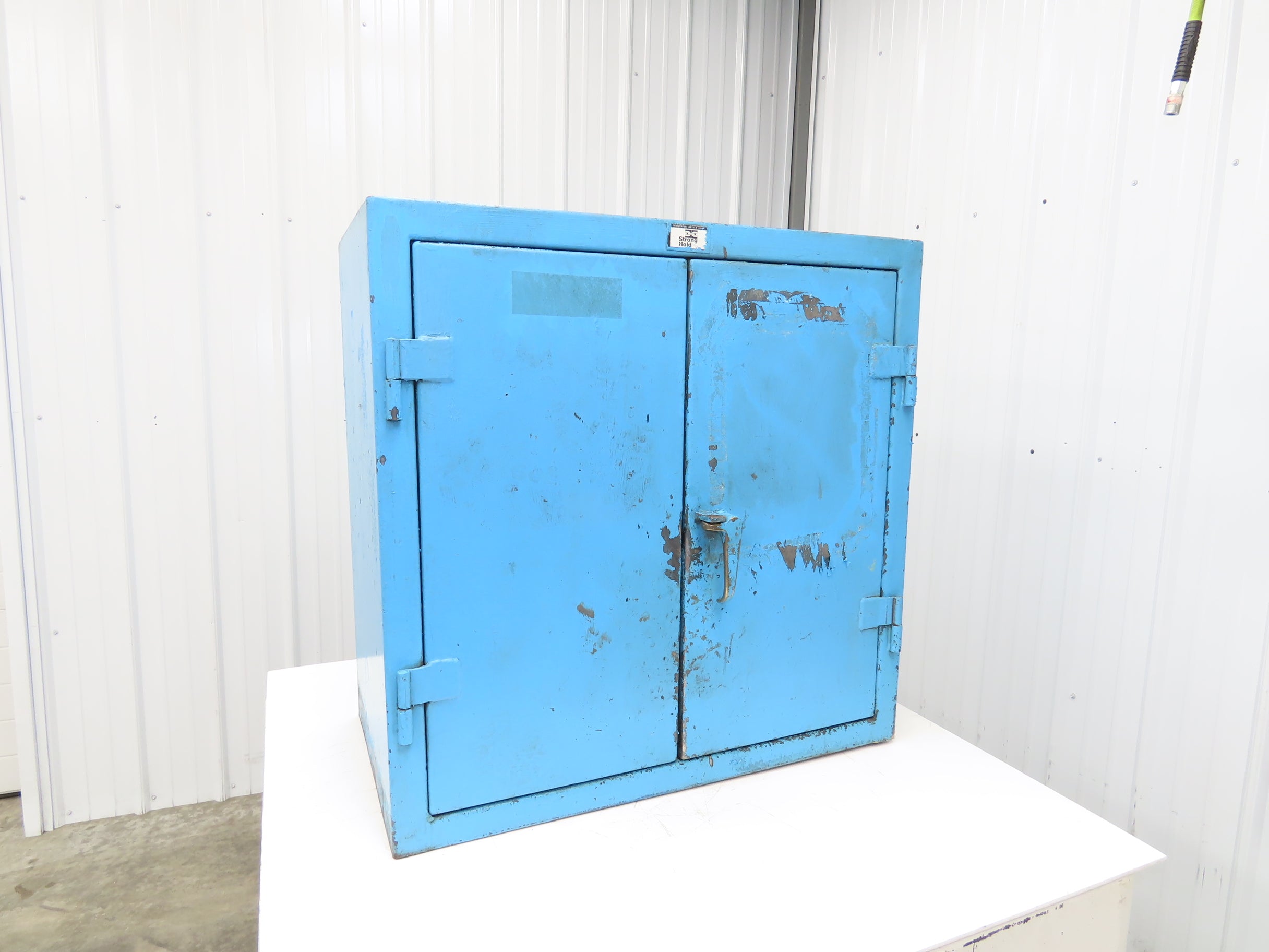 Strong Hold Extreme Duty 12 GA Counter-Height Cabinet 2 Shelf 36x20x36 ...