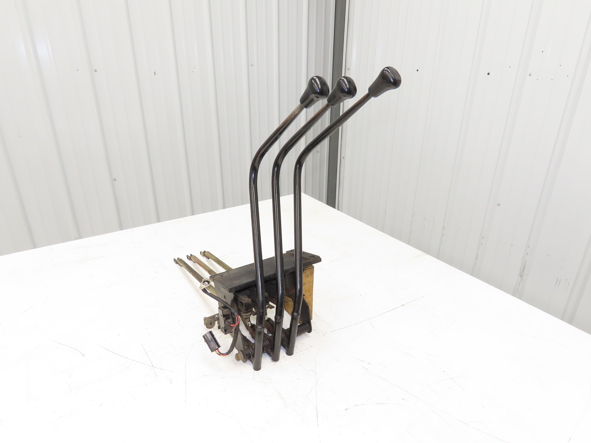 Toyota Electric Forklift Three Lever Control Unit Lift Tilt Shift Off ...