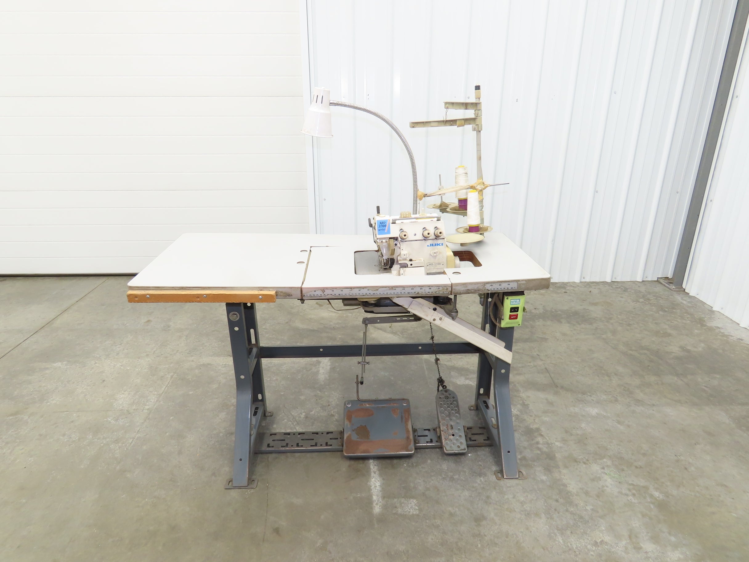 Juki MO-3704 Super Hi Speed 1 Needle Overlock Industrial Sewing Machin ...