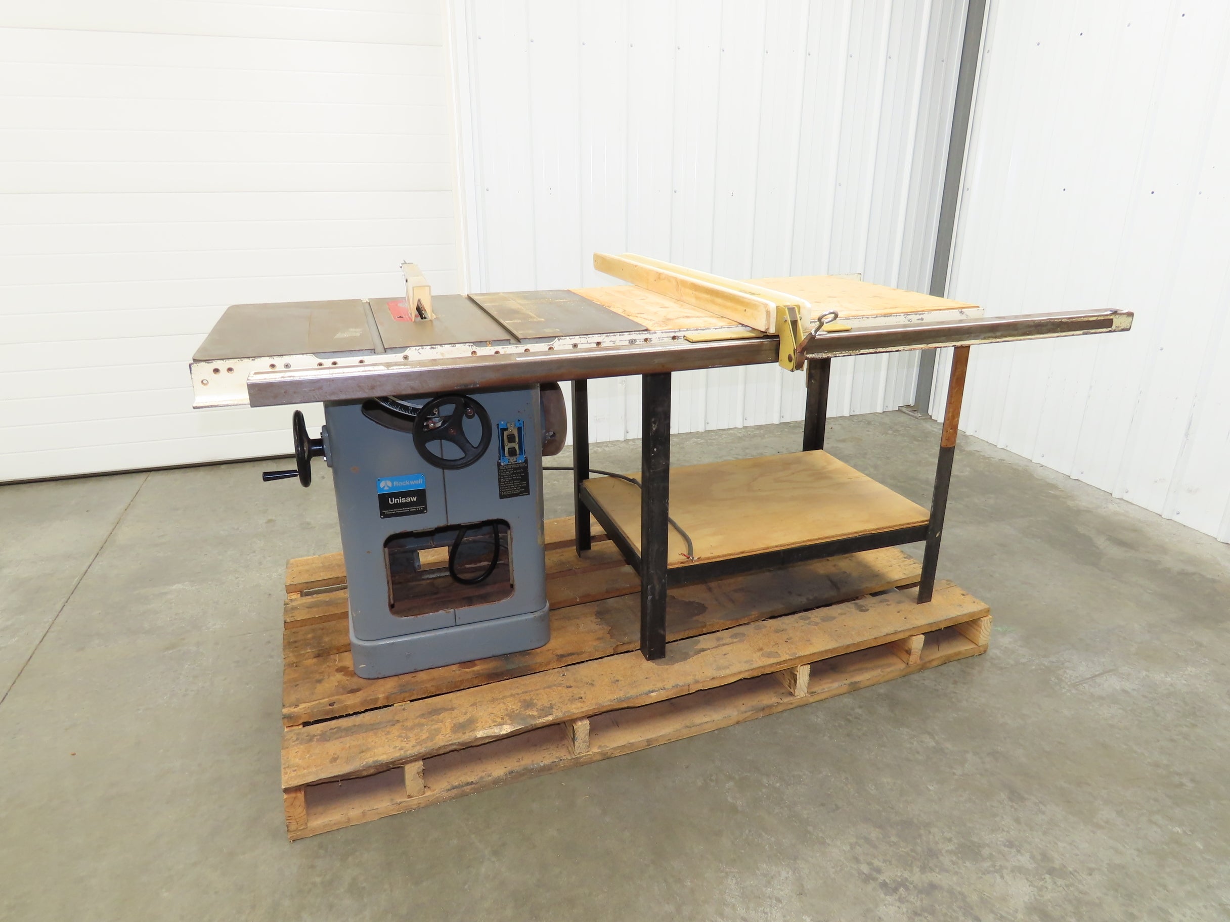 Delta 34-761 Unisaw Table Saw 10" Tilting Arbor 3Ph 3 HP 240/480V 57 ...