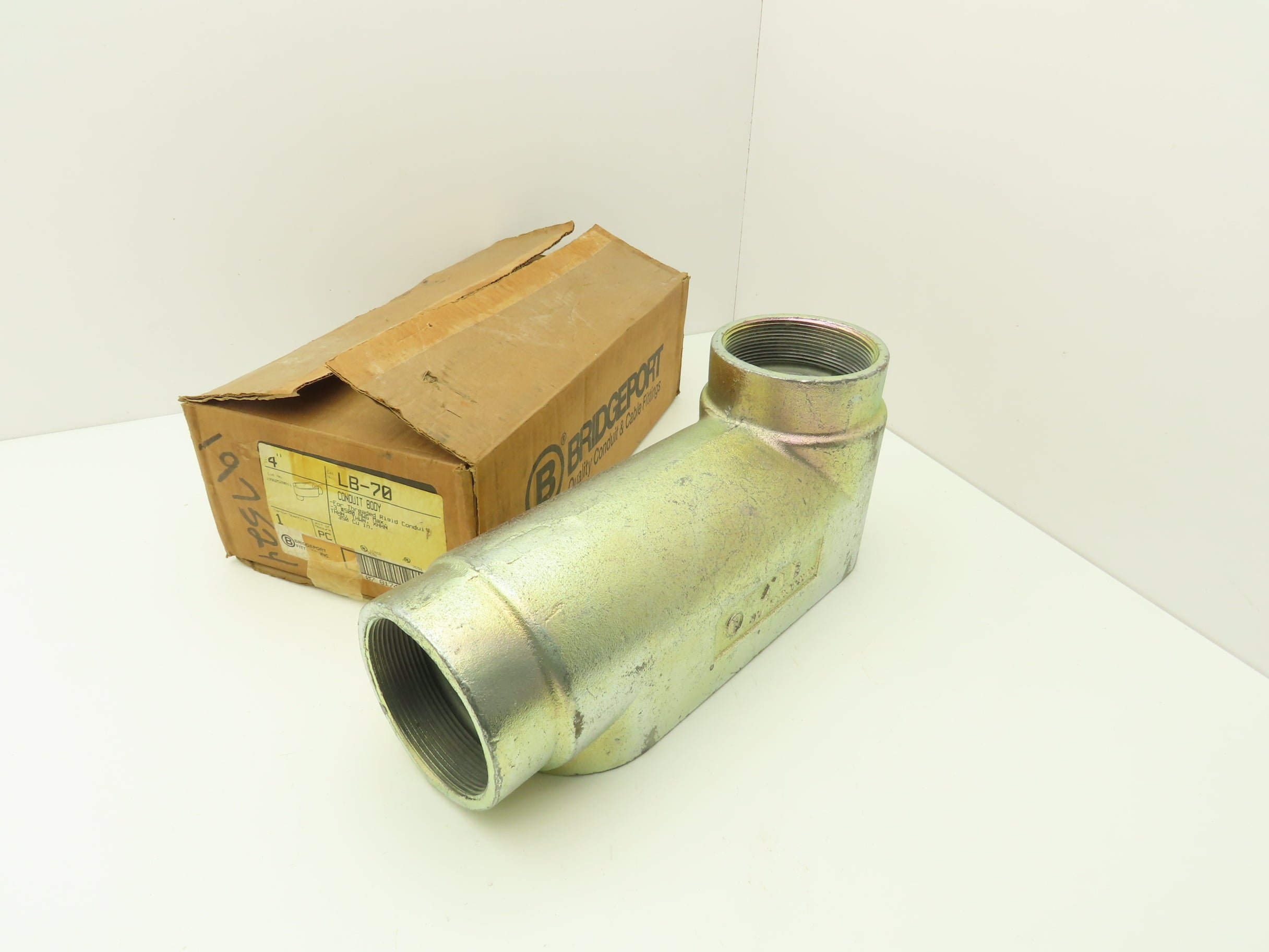 Bridgeport LB-70 4" Hub Malleable Iron LB Conduit Body Threaded Rigid ...