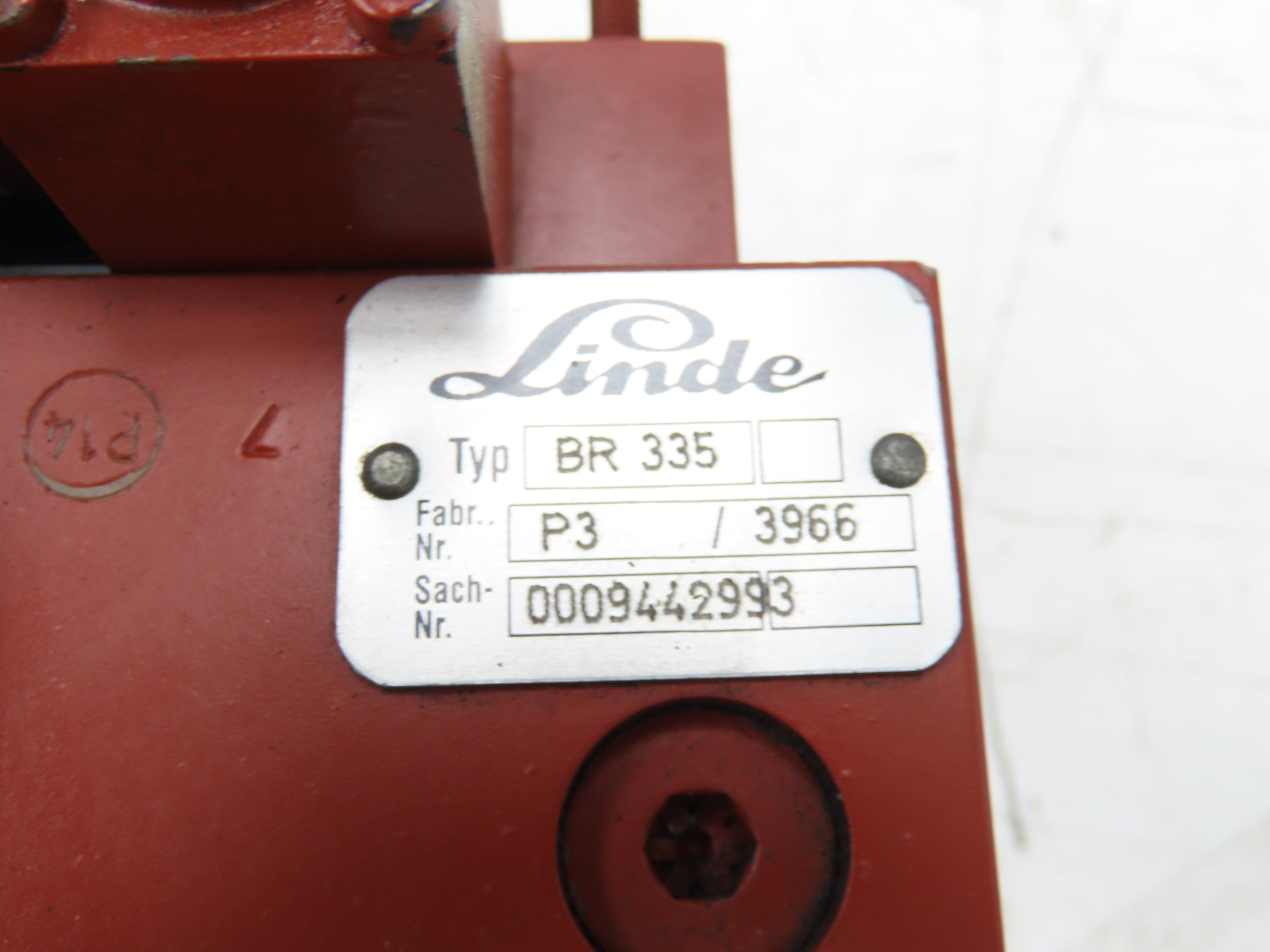 Linde BR 335 Hydraulic 3-Spool Forklift Mast Control Valve Removed Fro ...