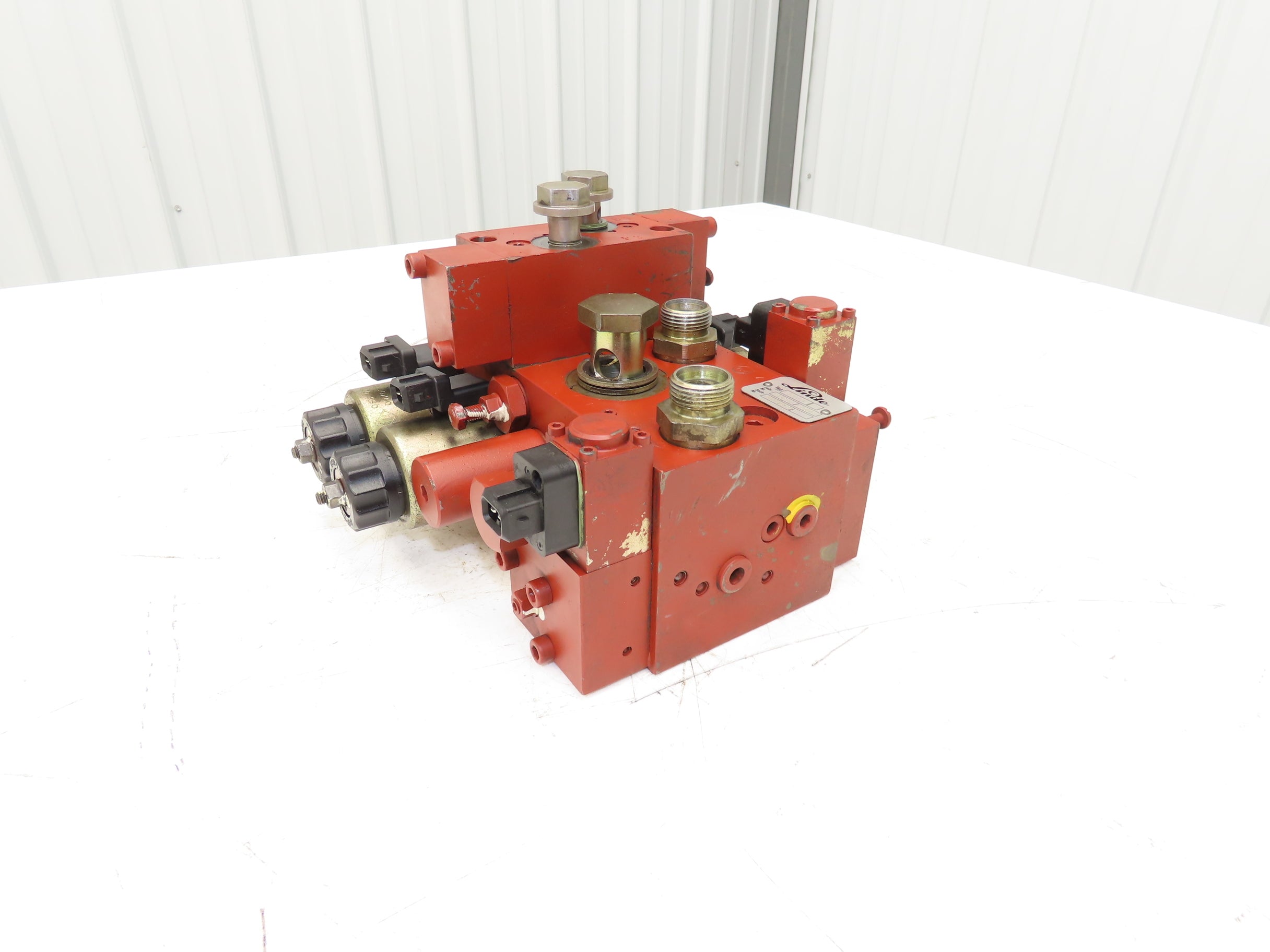 Linde BR 335 Hydraulic 3-Spool Forklift Mast Control Valve Removed Fro ...