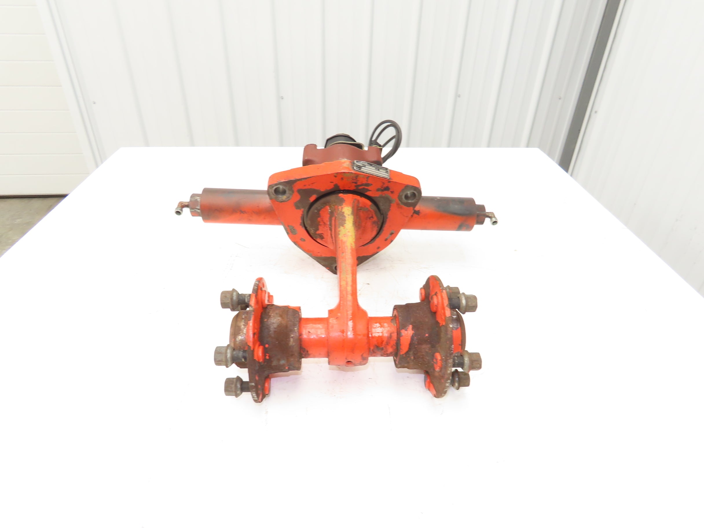 Linde E14-E20P Forklift Dual-Wheel Rear Axle Assembly Off E18C-02 ...