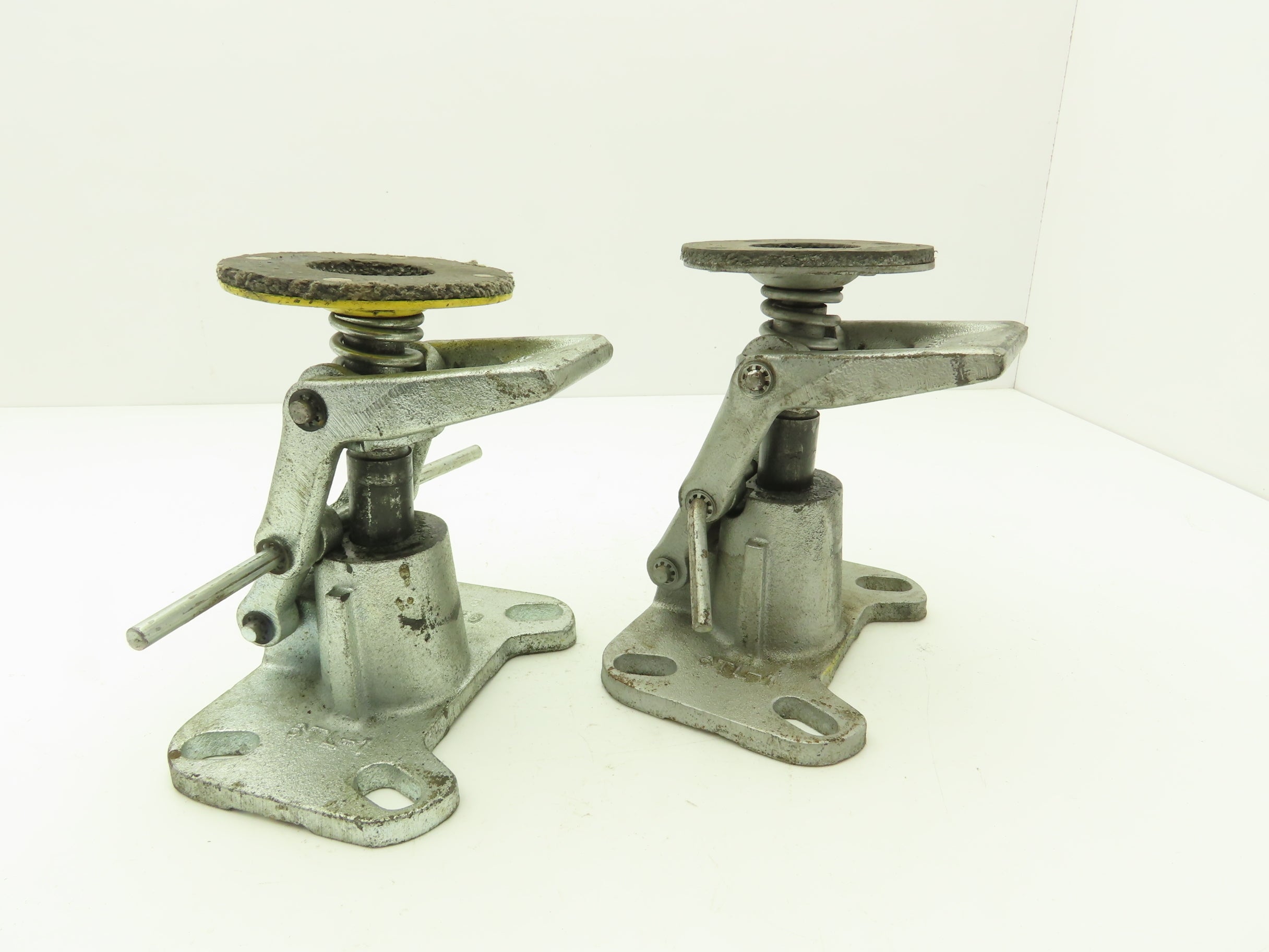 Bona 3256 Floor Lock Cast Iron 6" Relaxed 7-1/2" Extended/Locked Lot o ...