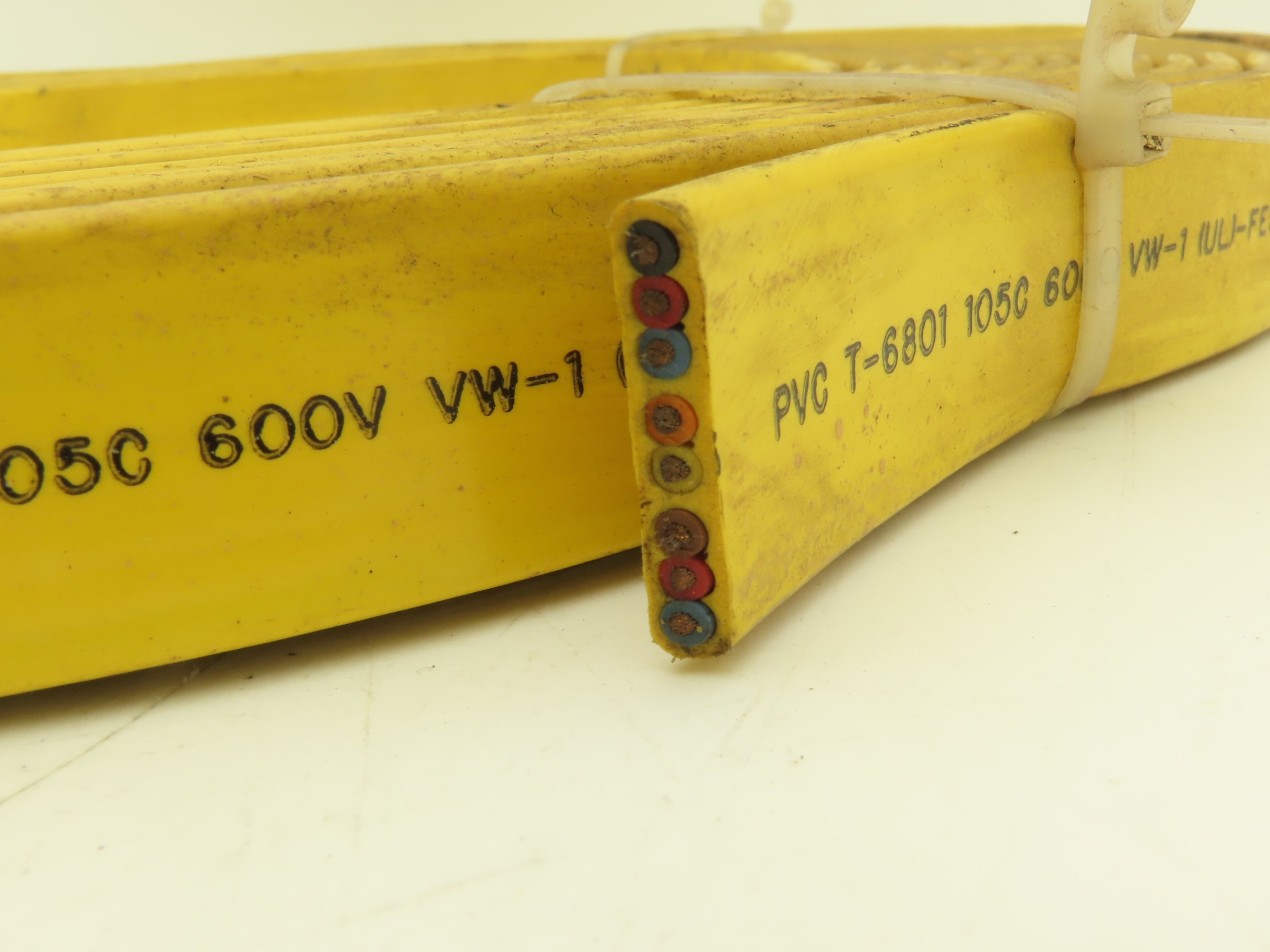 Festoon Cable Outdoor E-24573 Multi-Conductor Flat Cable 8 Wire 16AWG ...