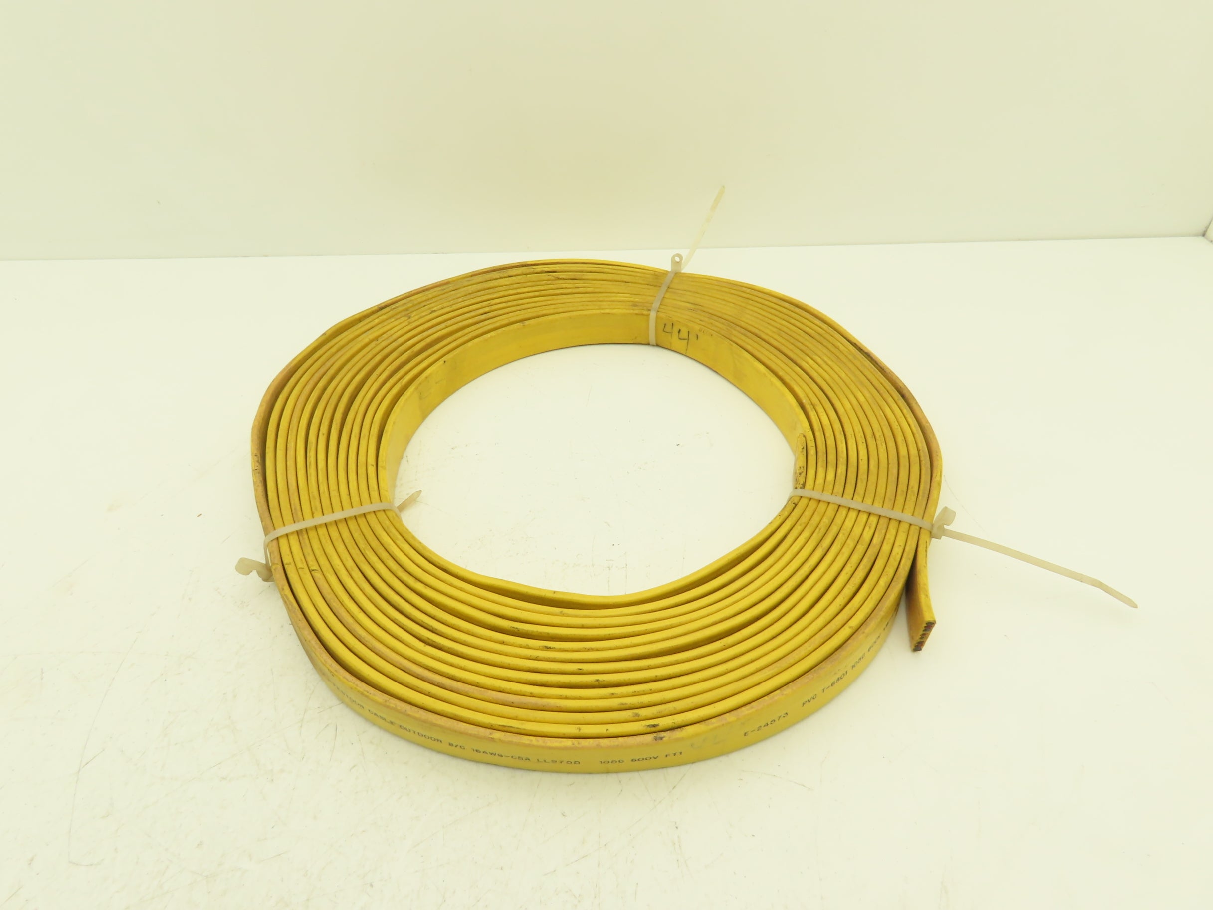 Festoon Cable Outdoor E-24573 Multi-Conductor Flat Cable 8 Wire 16AWG ...