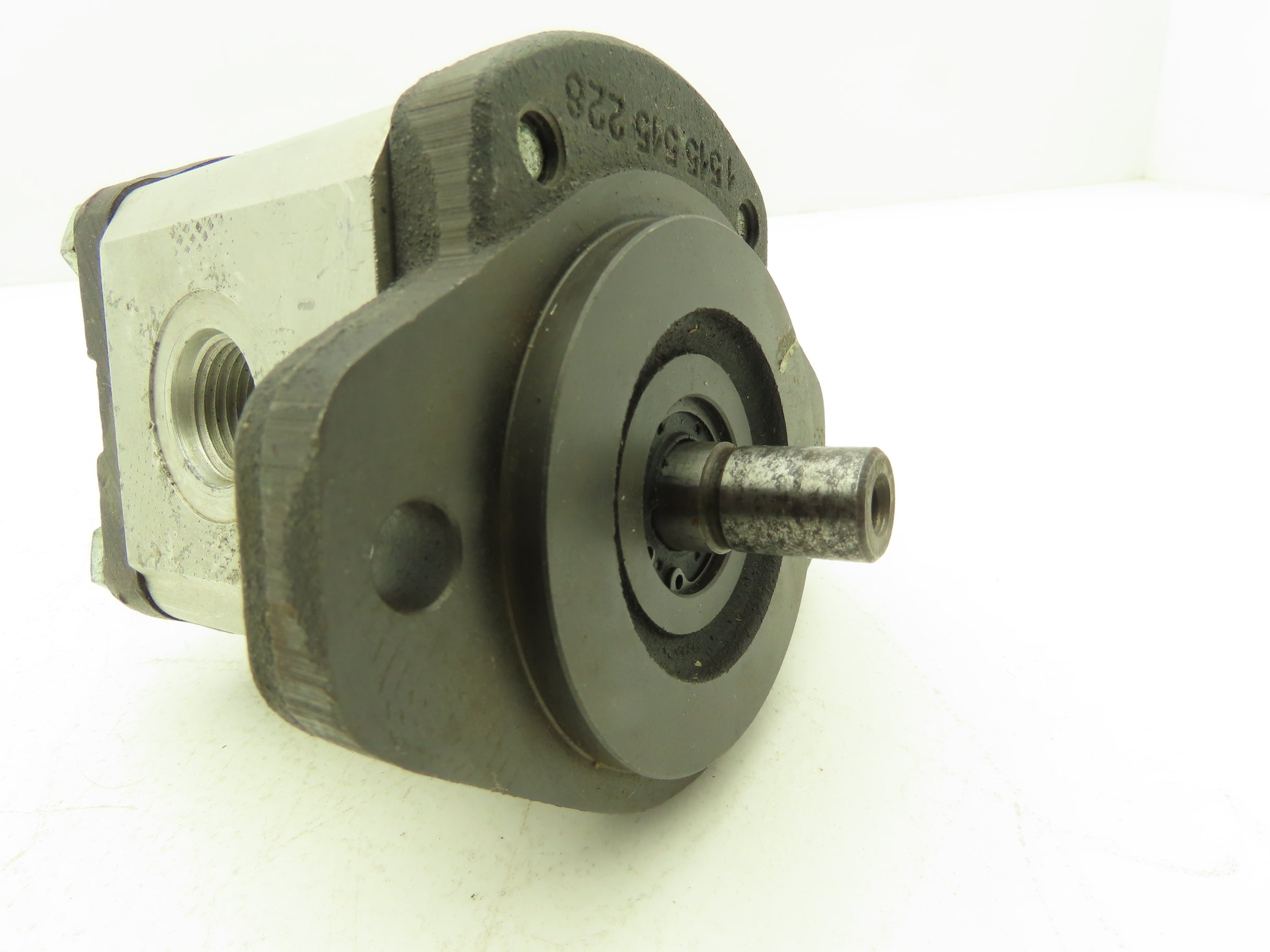 Bosch Rexroth 0510625041 External Gear Pump 5/8" Shaft Mount Holes 4-3 ...