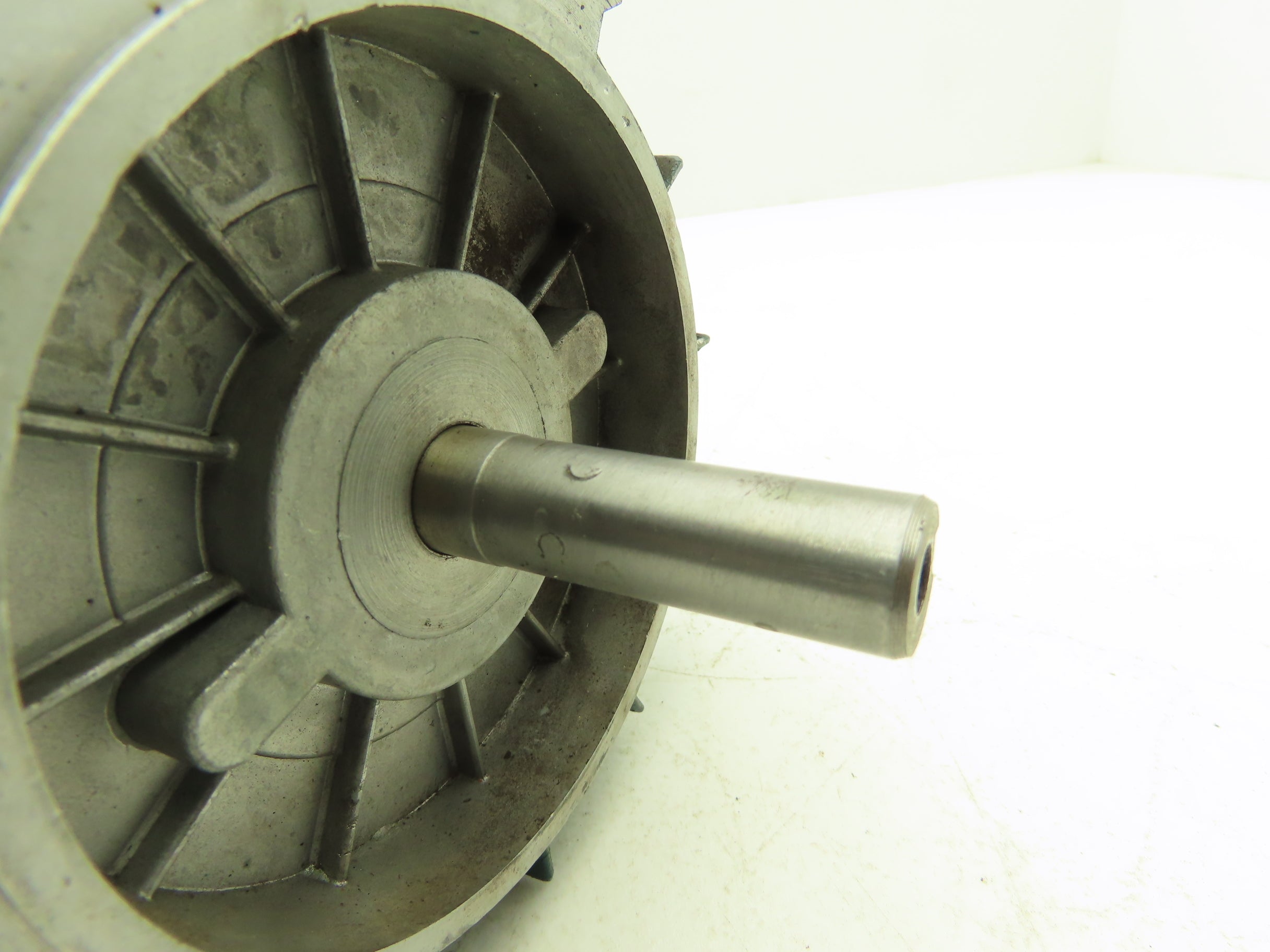Reliance A76A1068M AC Motor 1/3Hp 1725rpm 230/460v 3Ph Shaft 5/8" AA56 ...