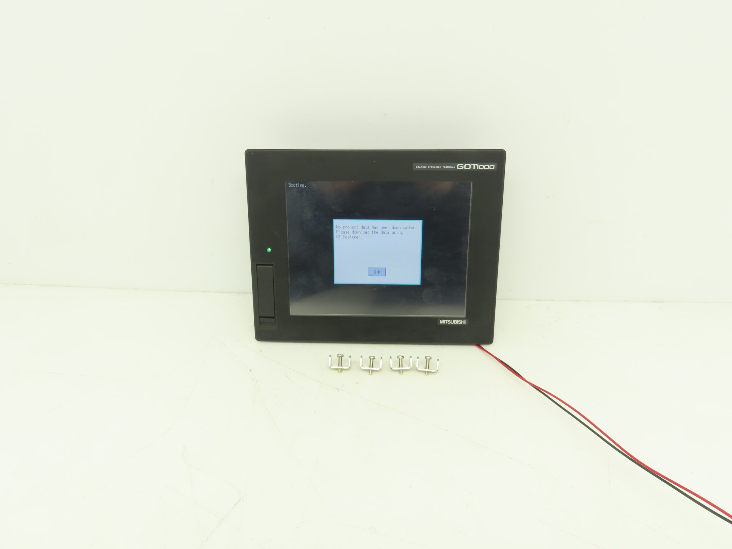 Mitsubishi GT1665M-VTBD 8.4" Color Touch Panel SVGA 800x600p 24VdC Col ...