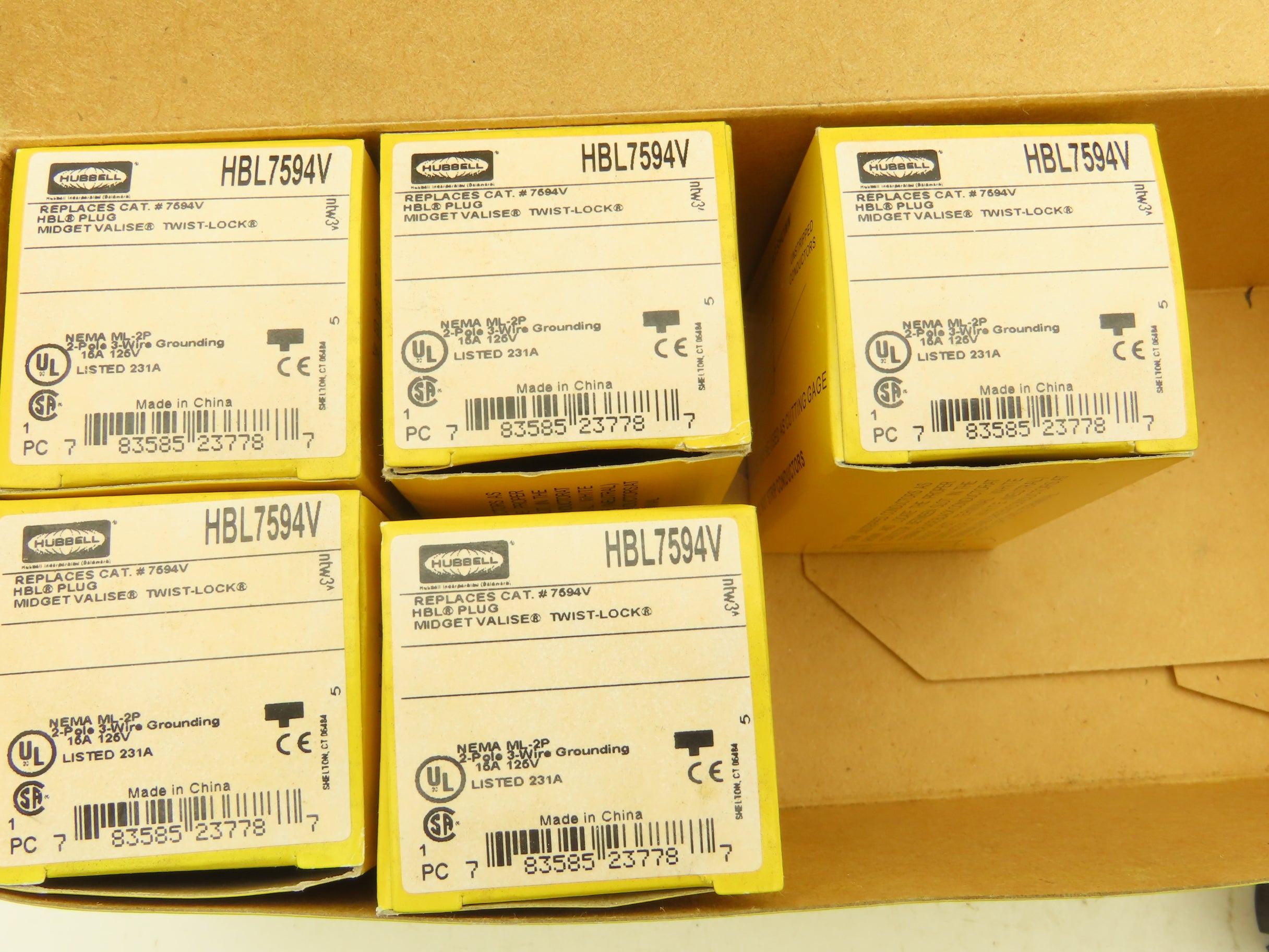 Hubbell HBL7594V Midget Twist-Lock Male Plug 15A 125VAC 2-Pole 3-Wire ...