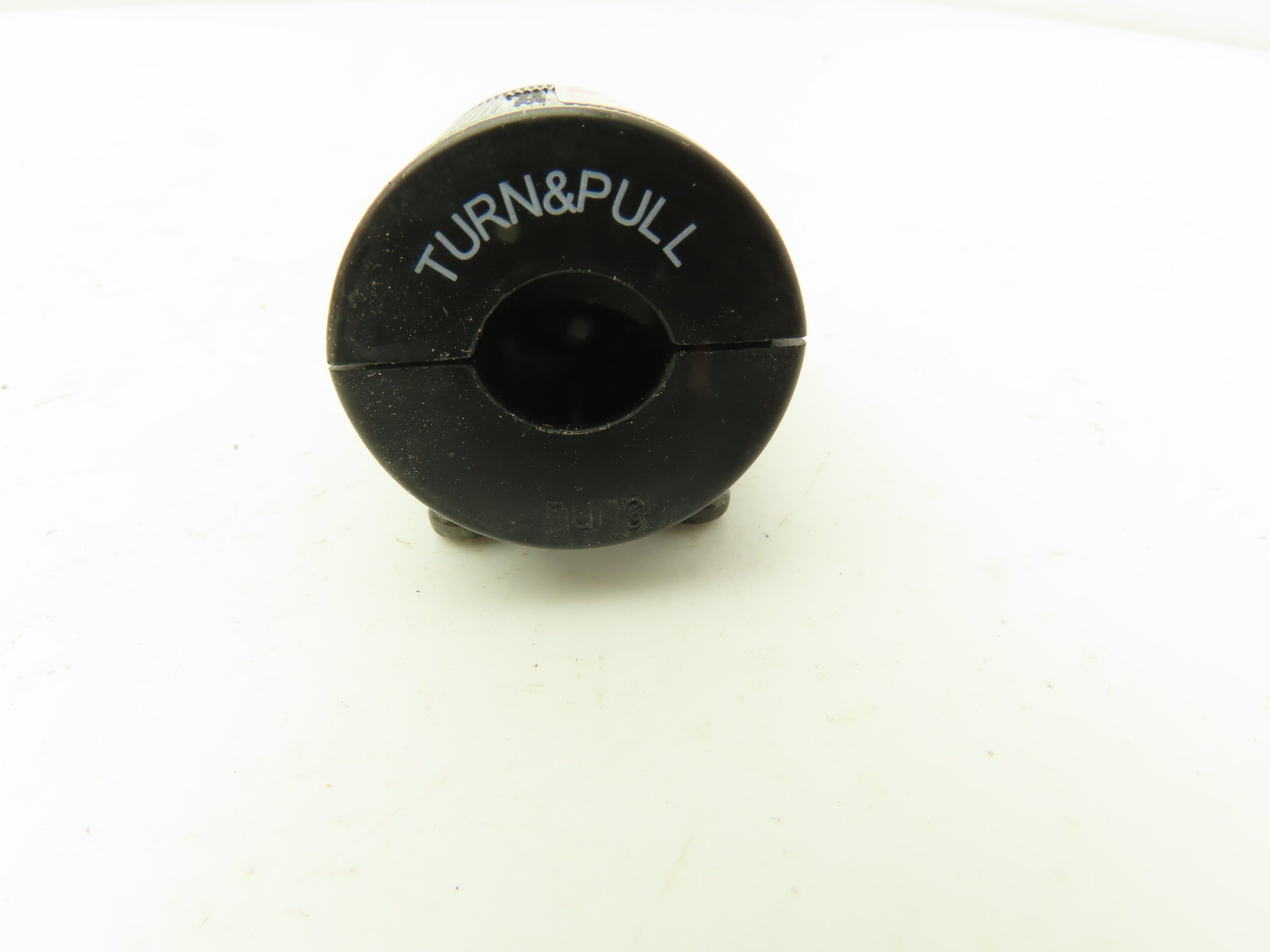 Hubbell HBL7485V Midget Twist-Lock Male Plug 15A 125VAC 3-Pole 3-Wire ...