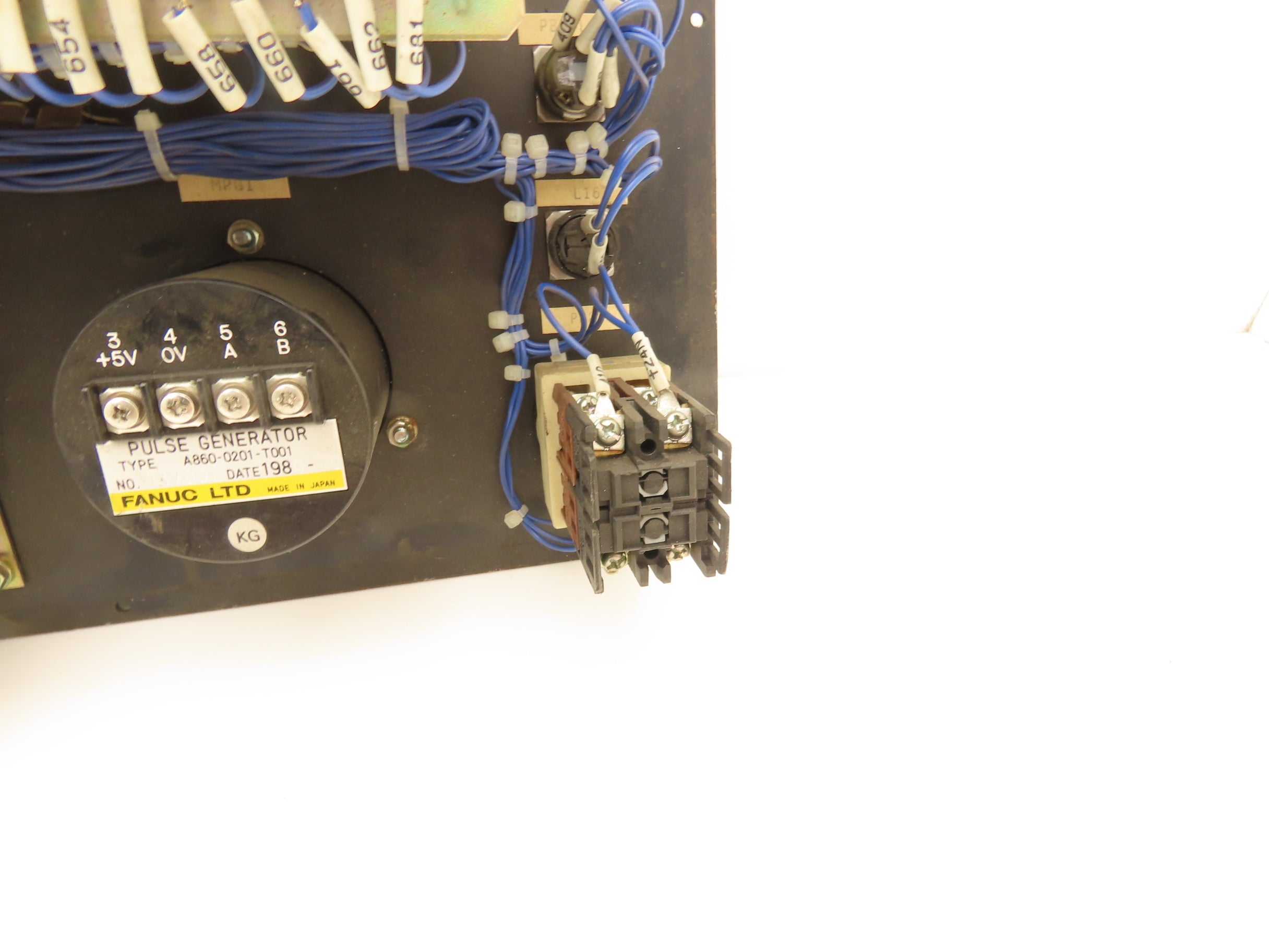 Fanuc A13L-0040-C200 CNC Spindle Operator Control with Panel Pulse Gen ...