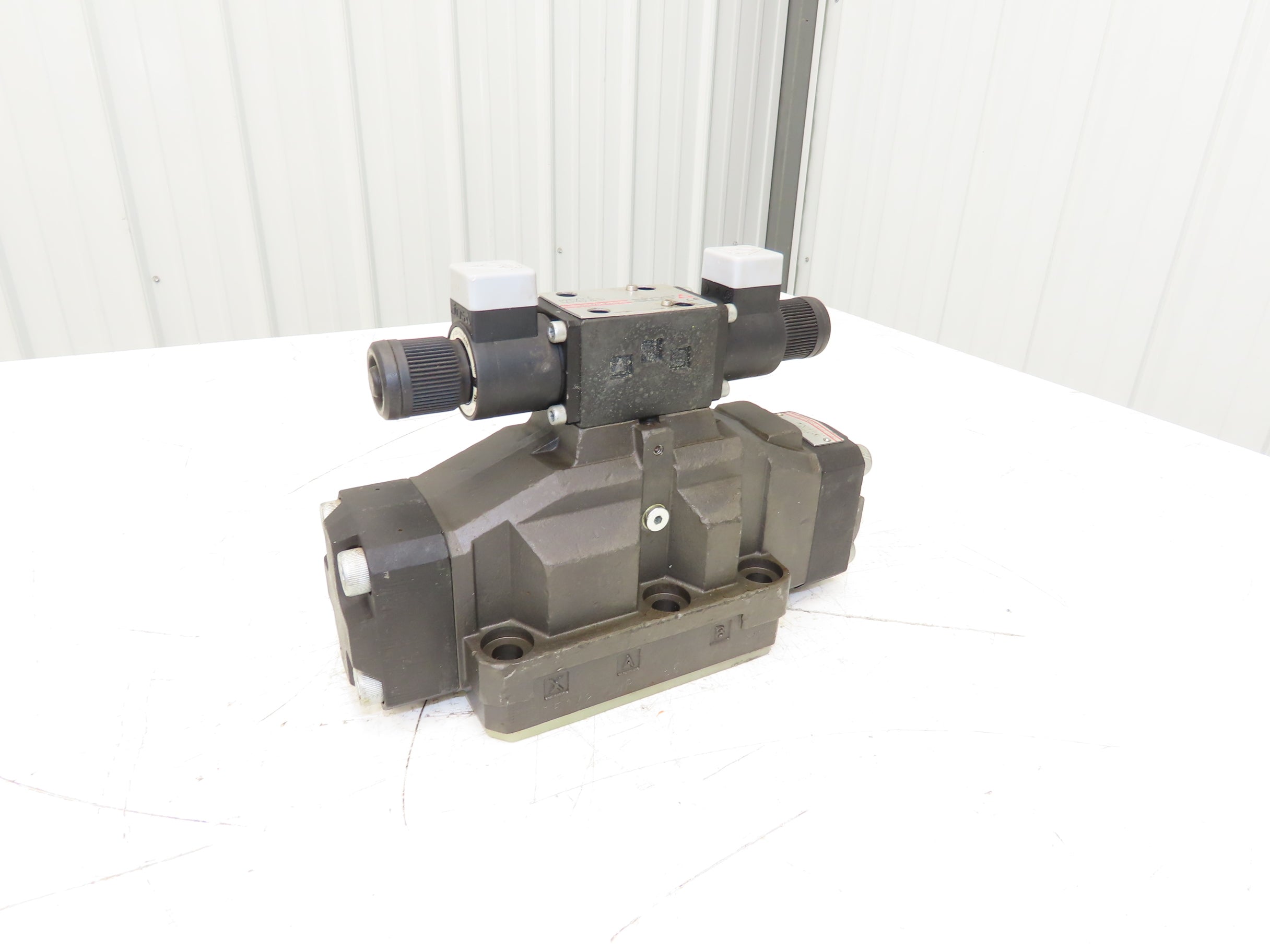 Atos DHPI-3751/2/DWP 55 Directional Control Solenoid Valve 120V 60Hz ...
