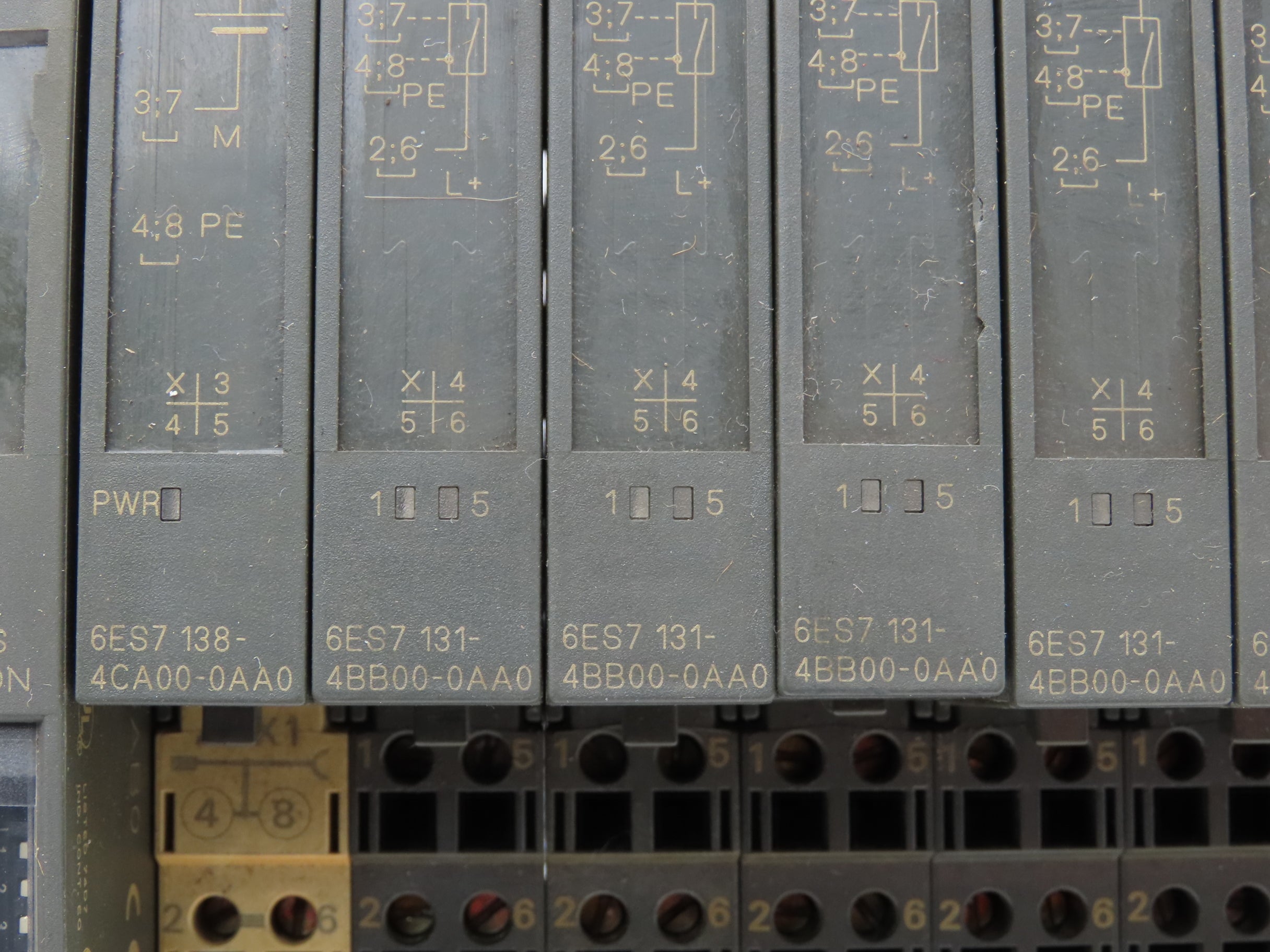 Siemens ET200S Profibus Remote Digital Input/Output Assembly 12 Input ...