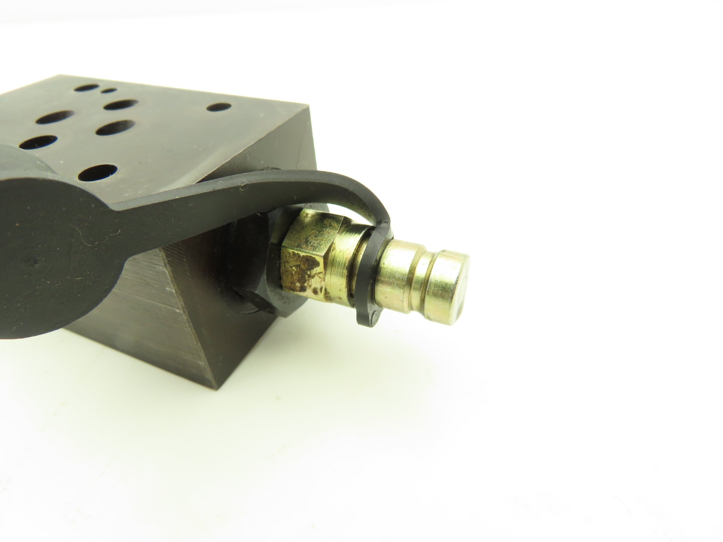 Eaton Vickers DGMX2-3-PP-CW-S-40 Hydraulic Relief Valve 2000 PSI ...