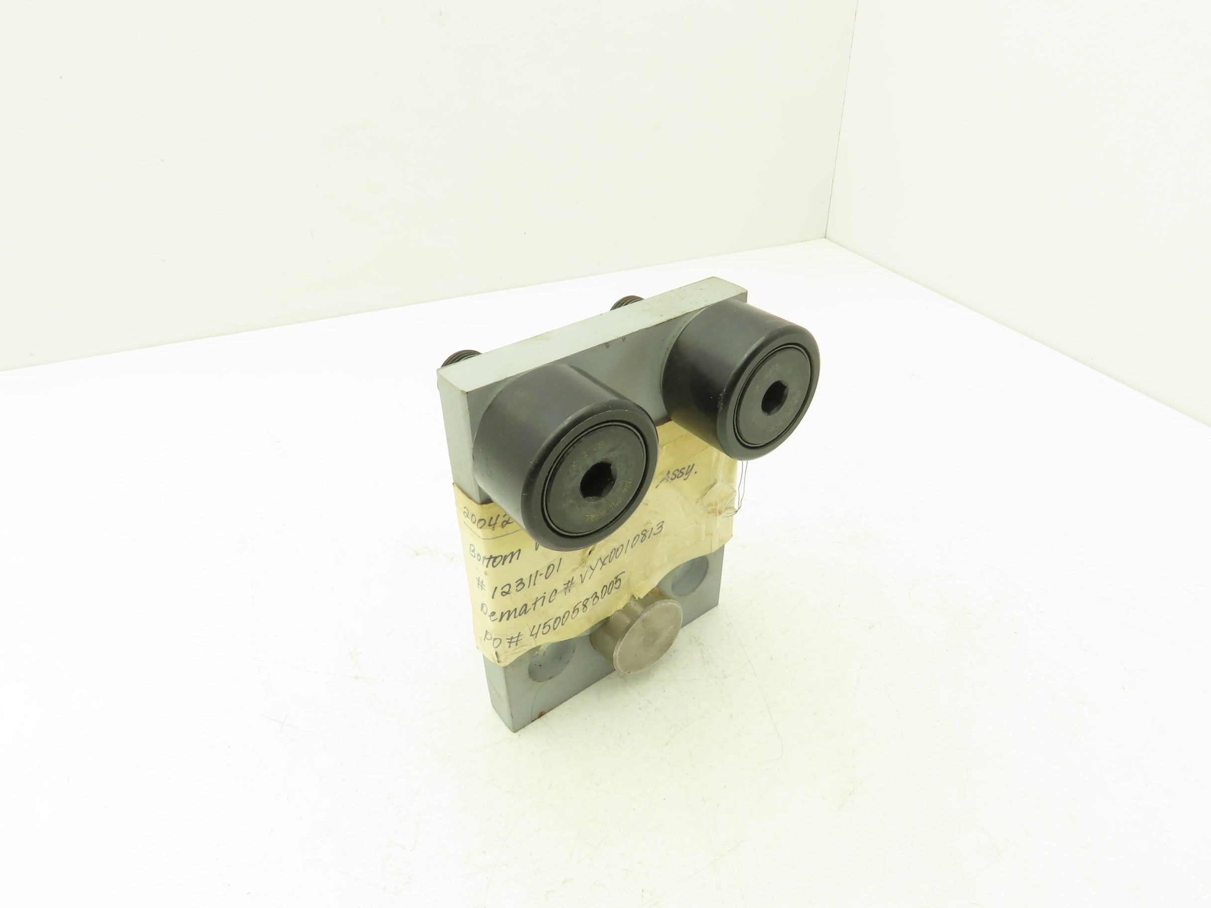 Dematic 20042-000 Load Wheel Assembly Bottom Vertical Guide CF2SB 2" R ...