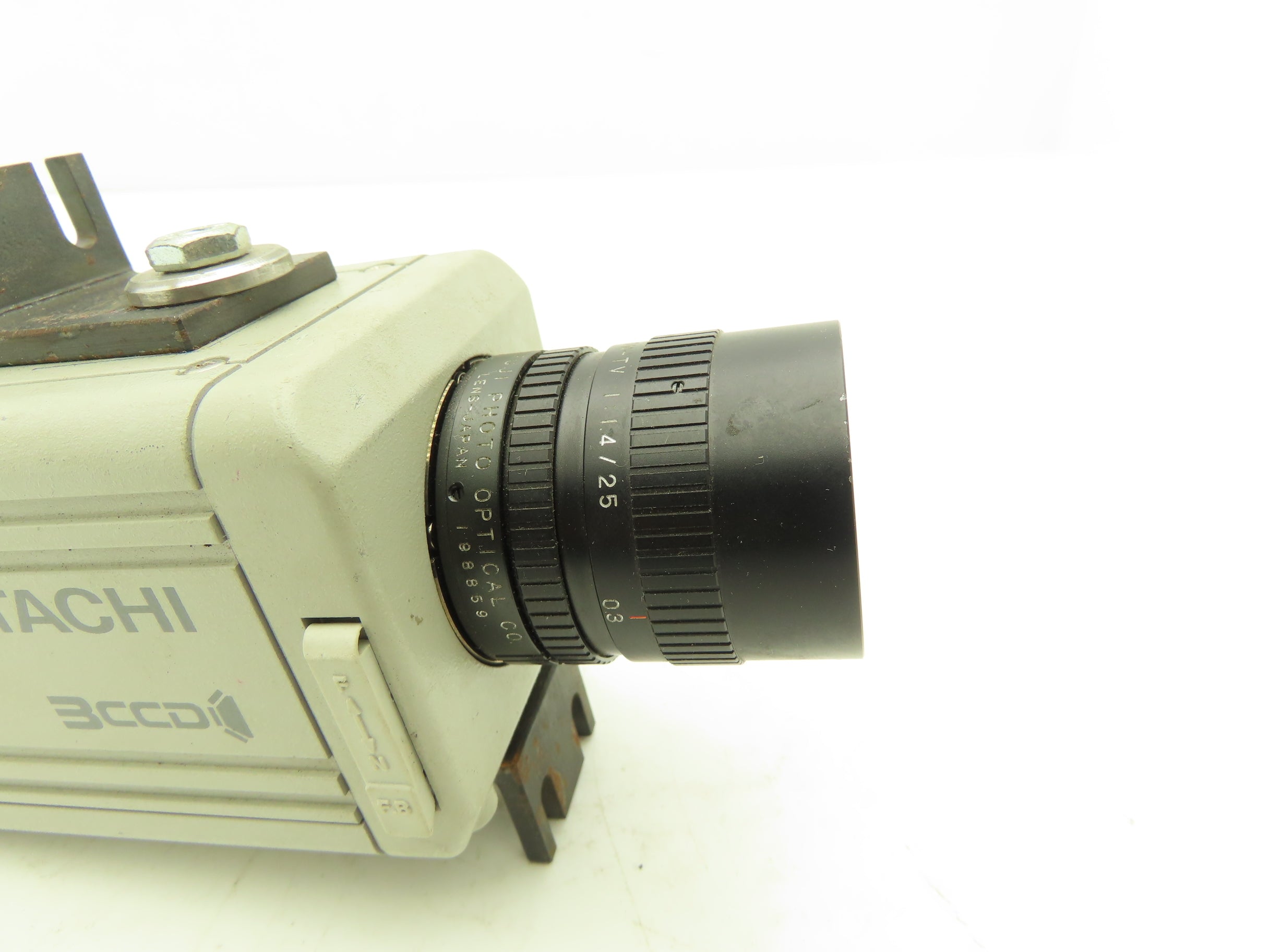 Hitachi Denshi HV-C20A 3CCD Color Inspection Camera 12V 4.5W w/Fuji Op ...