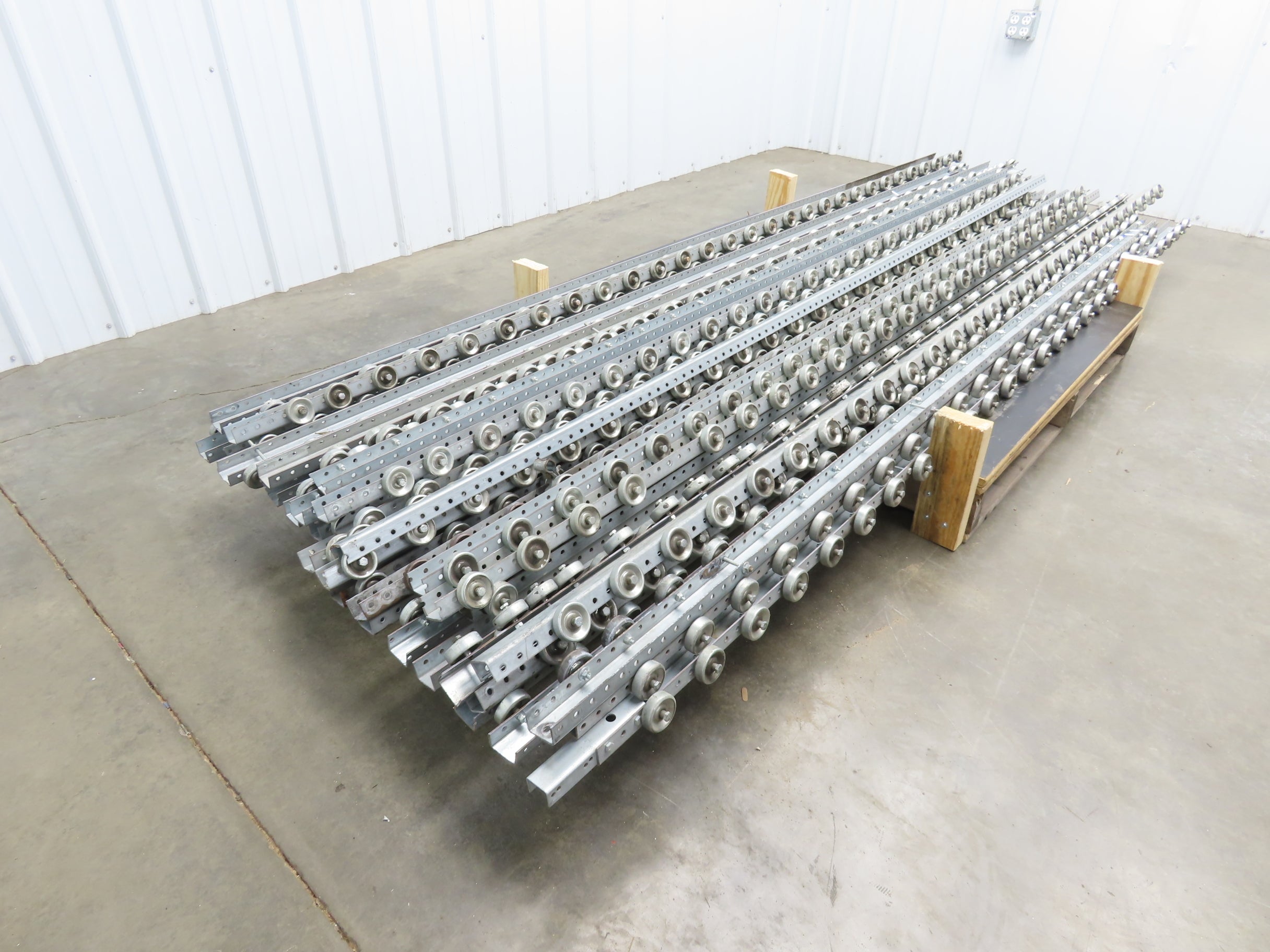 8'-9' Pallet Rack Flow Rail Skate Wheel Conveyor Track C-Channel Lot o ...