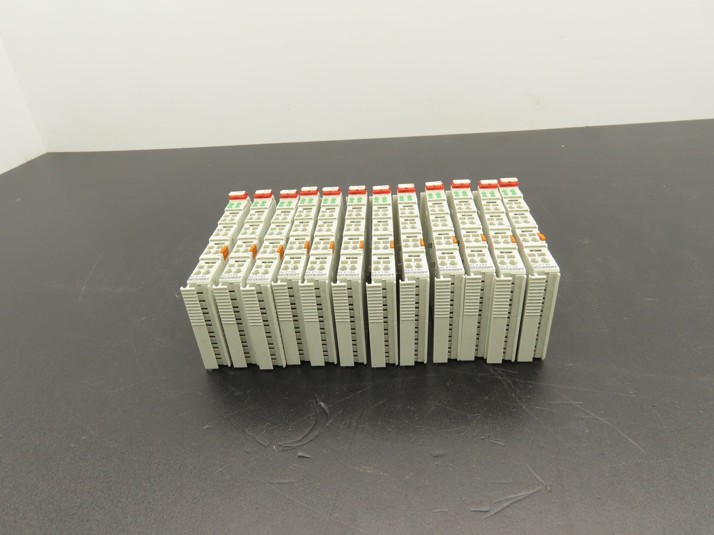 Beckhoff KL2134 4-Channel Digital Output Bus Terminal 24VDC 0.5A Lot o ...