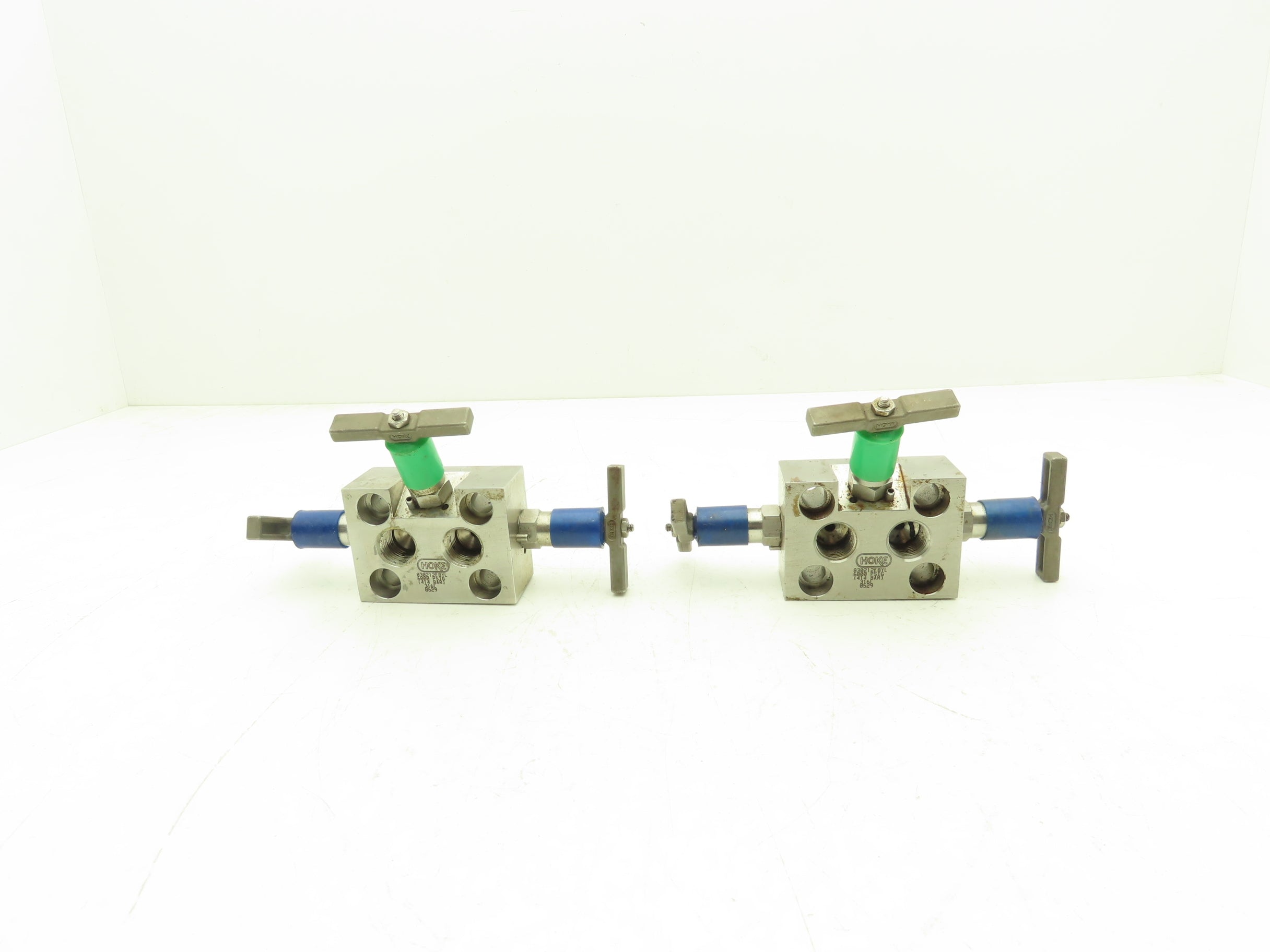 Hoke 830212F8YL 3 Valve Differential Pressure Manifold SS 1/2" NPT Lot ...
