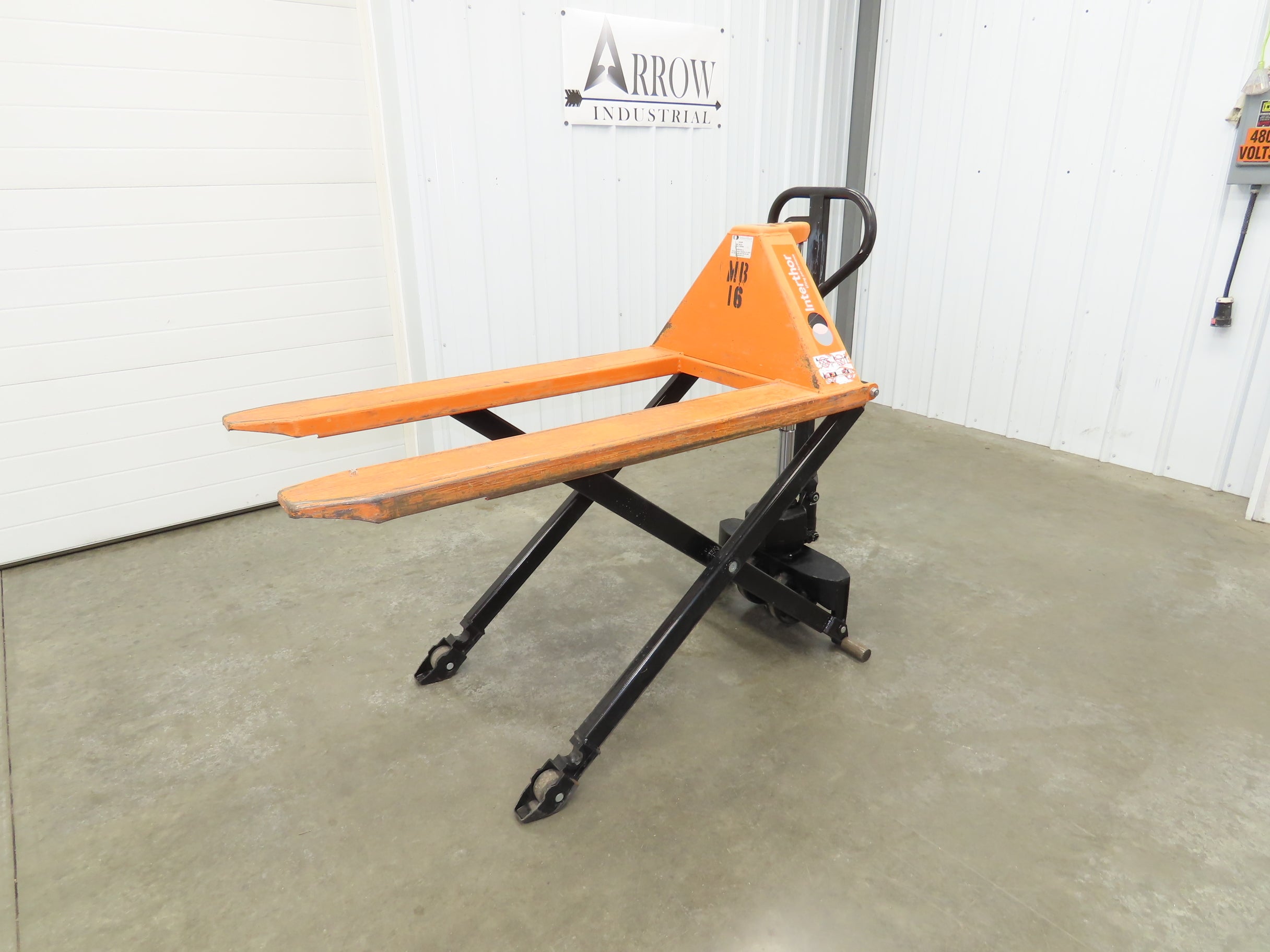 Interthor MSL2745 Manual Pallet Lifter 2200lb Jack 45" Long 32" Lift H ...