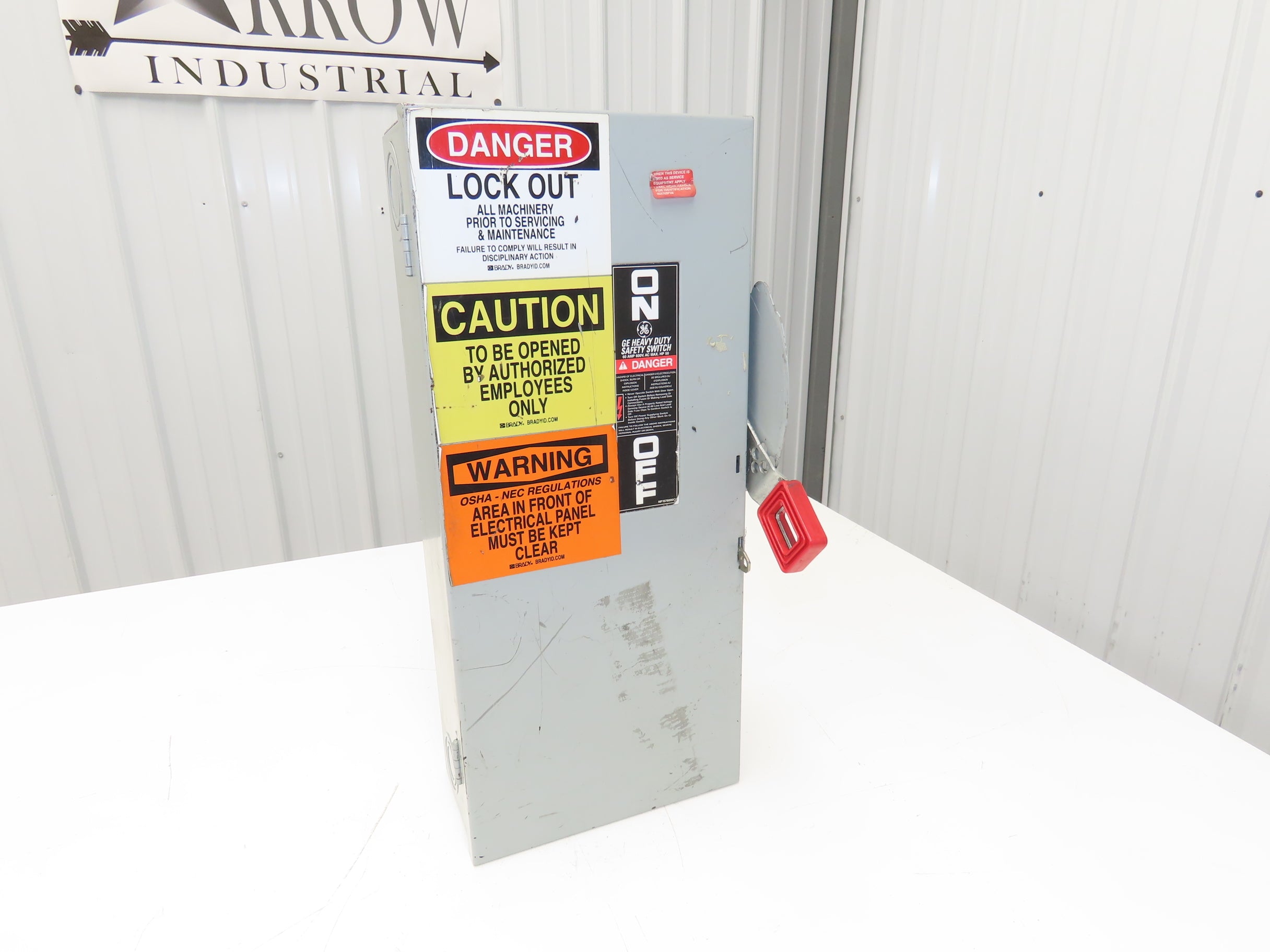 General Electric TH3362 Model 10 GE Safety Disconnect Switch 60A 600VA ...